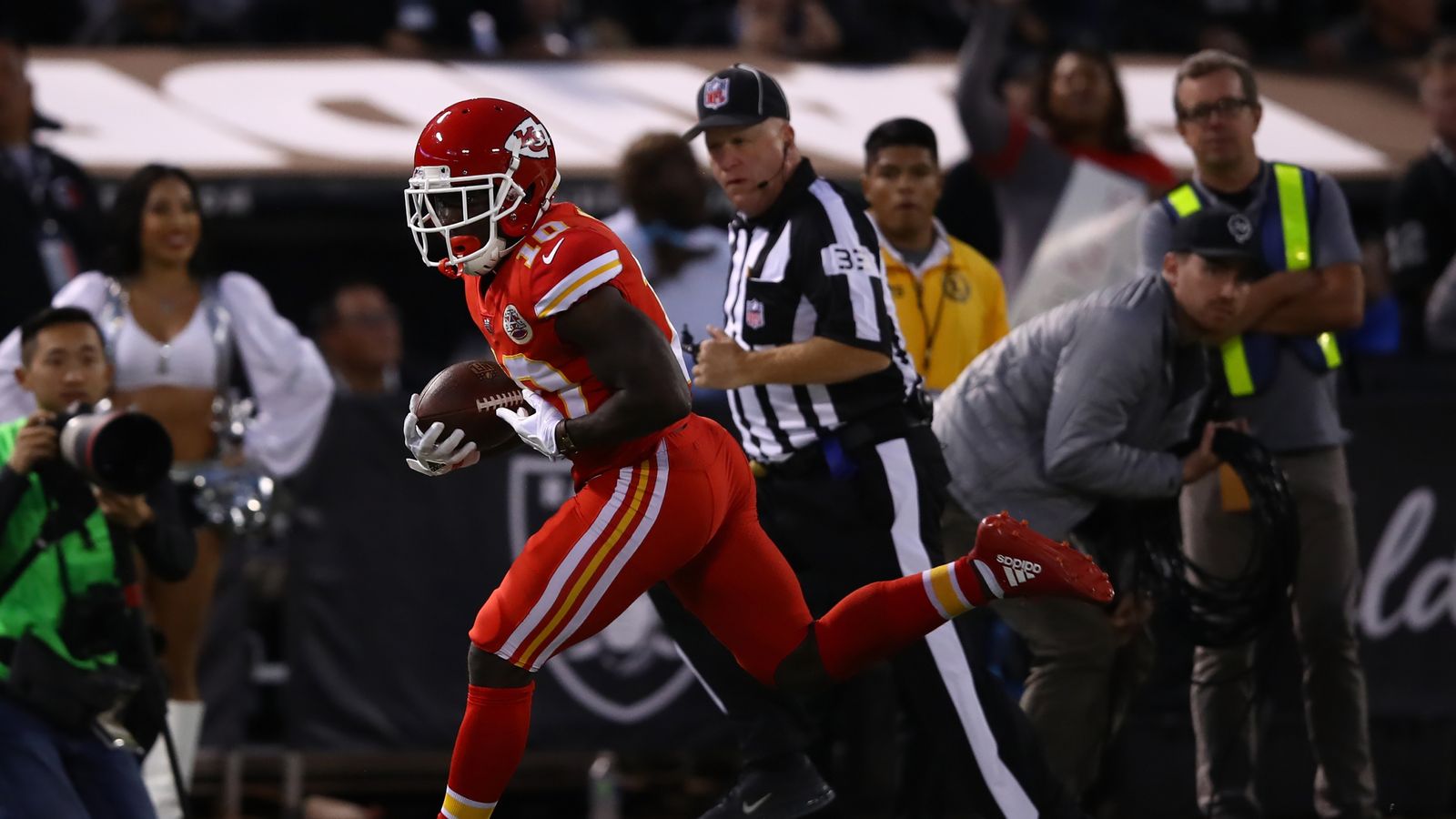 NFL Play of Week Nine: Tyreek Hill's crazy TD for Chiefs wins vote ...