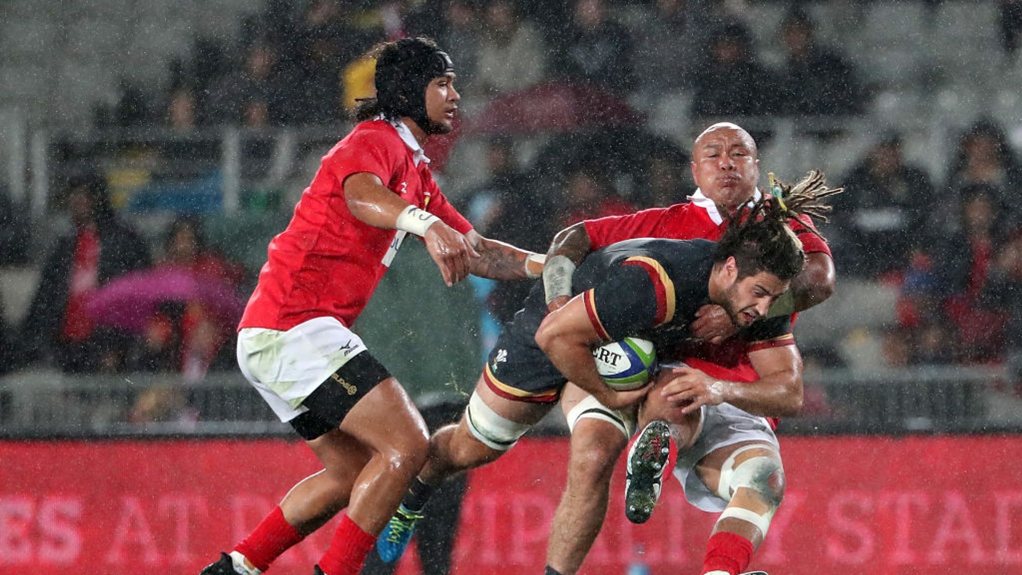 Wales trio Owen Williams, Steff Evans and Josh Navidi start at home for ...