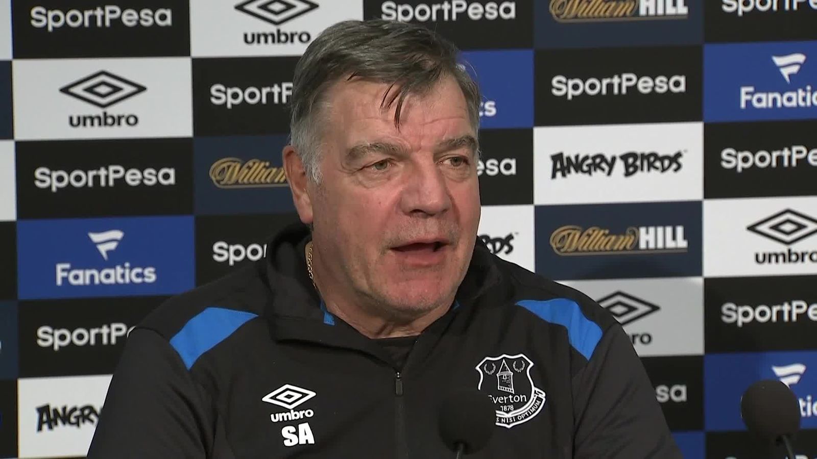 Sam is no Scrooge at Christmas! | Sky Sports