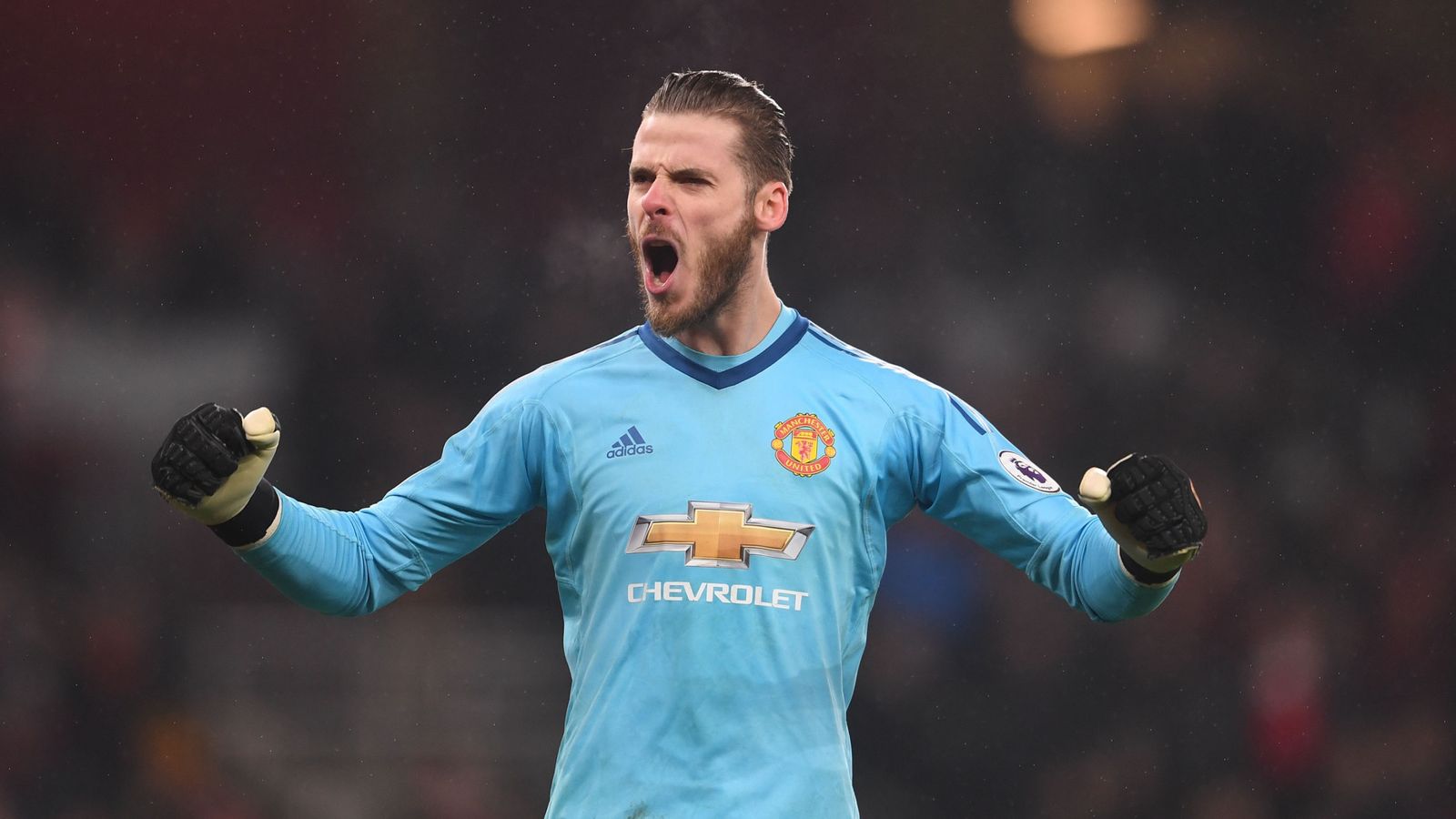 Man Utd's David de Gea admires Nottinghamshire's Tom Moores' catch ...