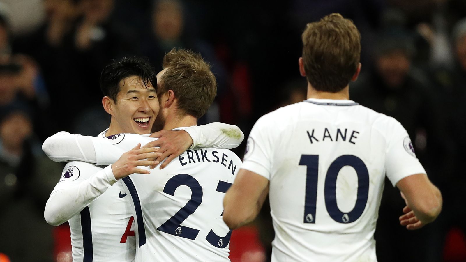 Mauricio Pochettino happy for Tottenham players to celebrate with ...