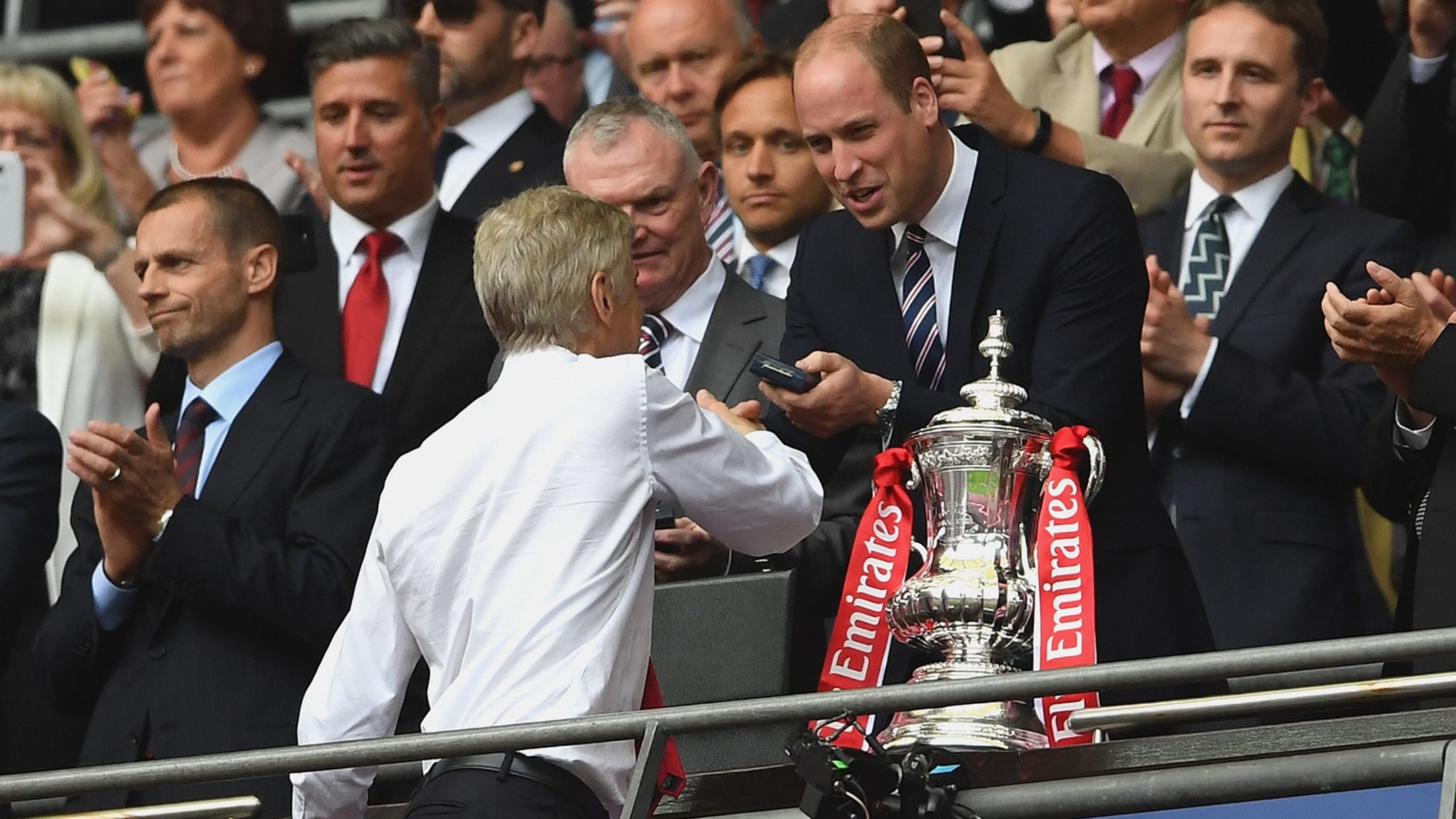 Prince Harry and Meghan Markle wedding to clash with FA Cup final ...