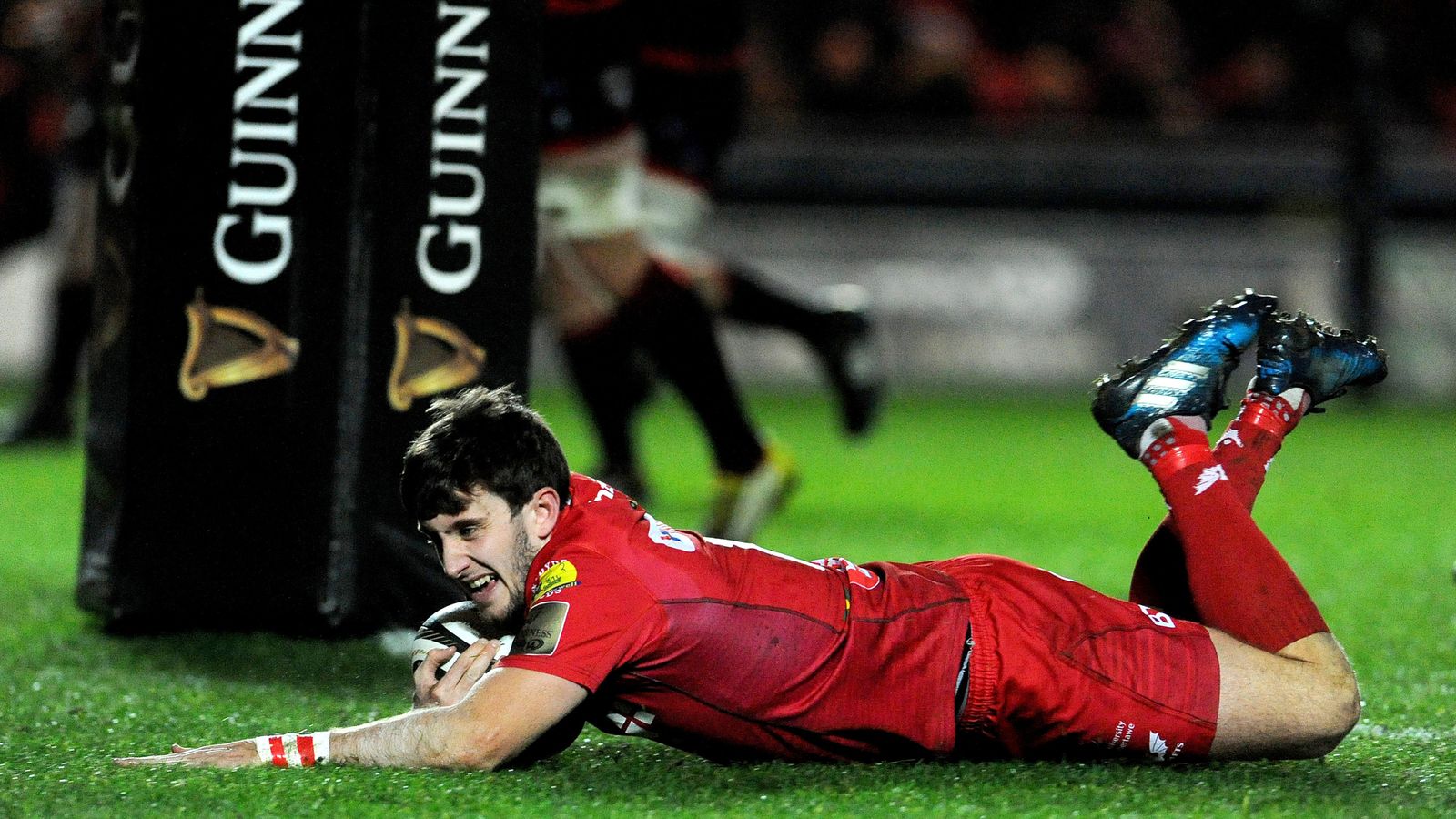 Scarlets 47 - 13 Dragons - Match Report & Highlights