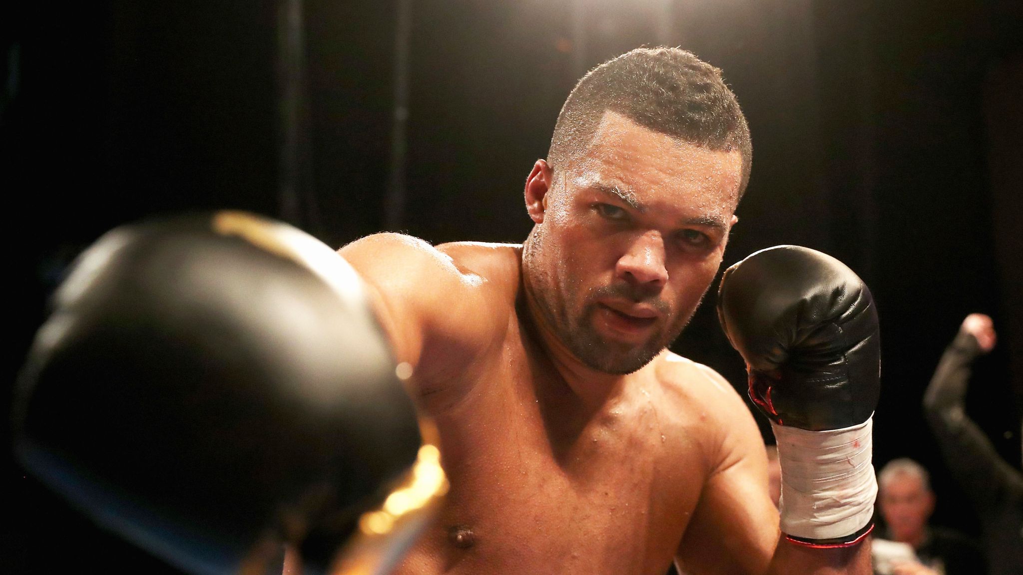 Joe Joyce blasts past Donnie Palmer in third heavyweight bout as a ...