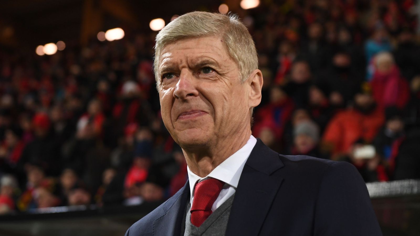 Arsene Wenger salutes Arsenal adaptation after Europa League stroll at ...
