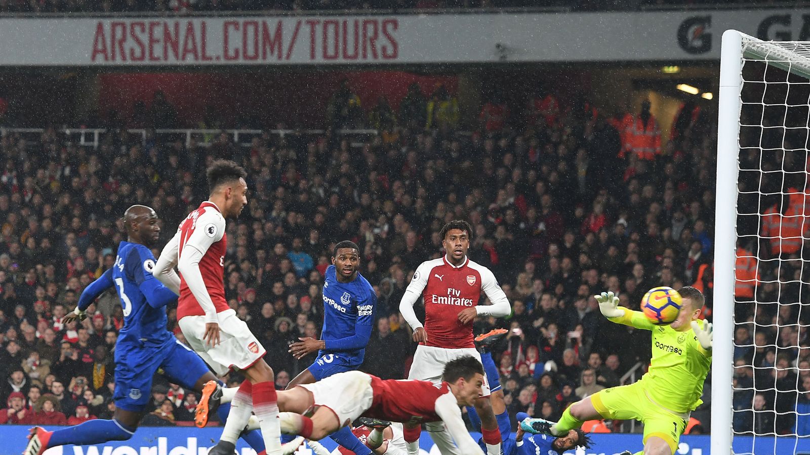 WATCH: Premier League goals and highlights | Football News | Sky Sports