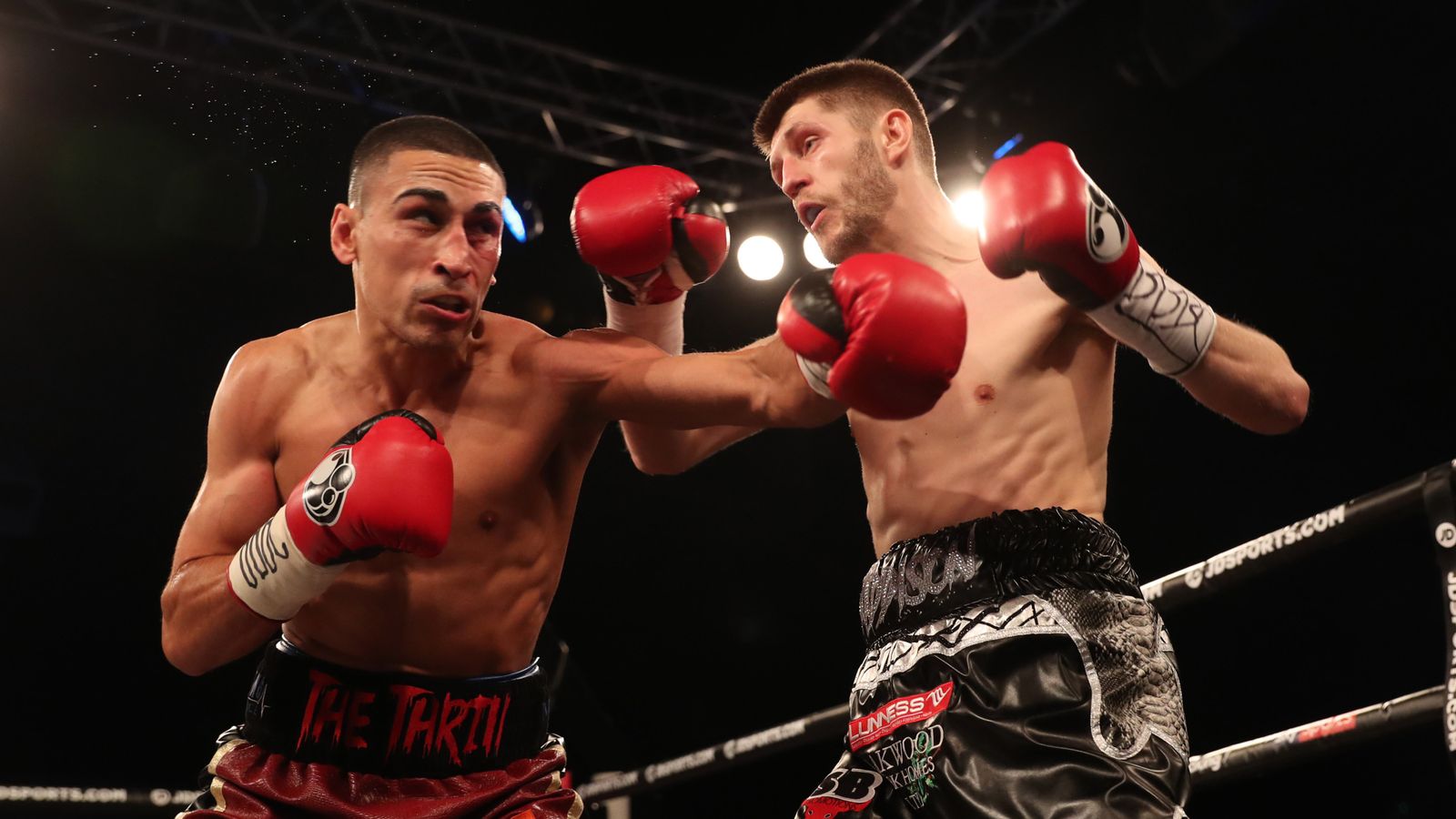 JD NXTGEN: Jordan Gill withstands late assault from Jason Cunningham in ...