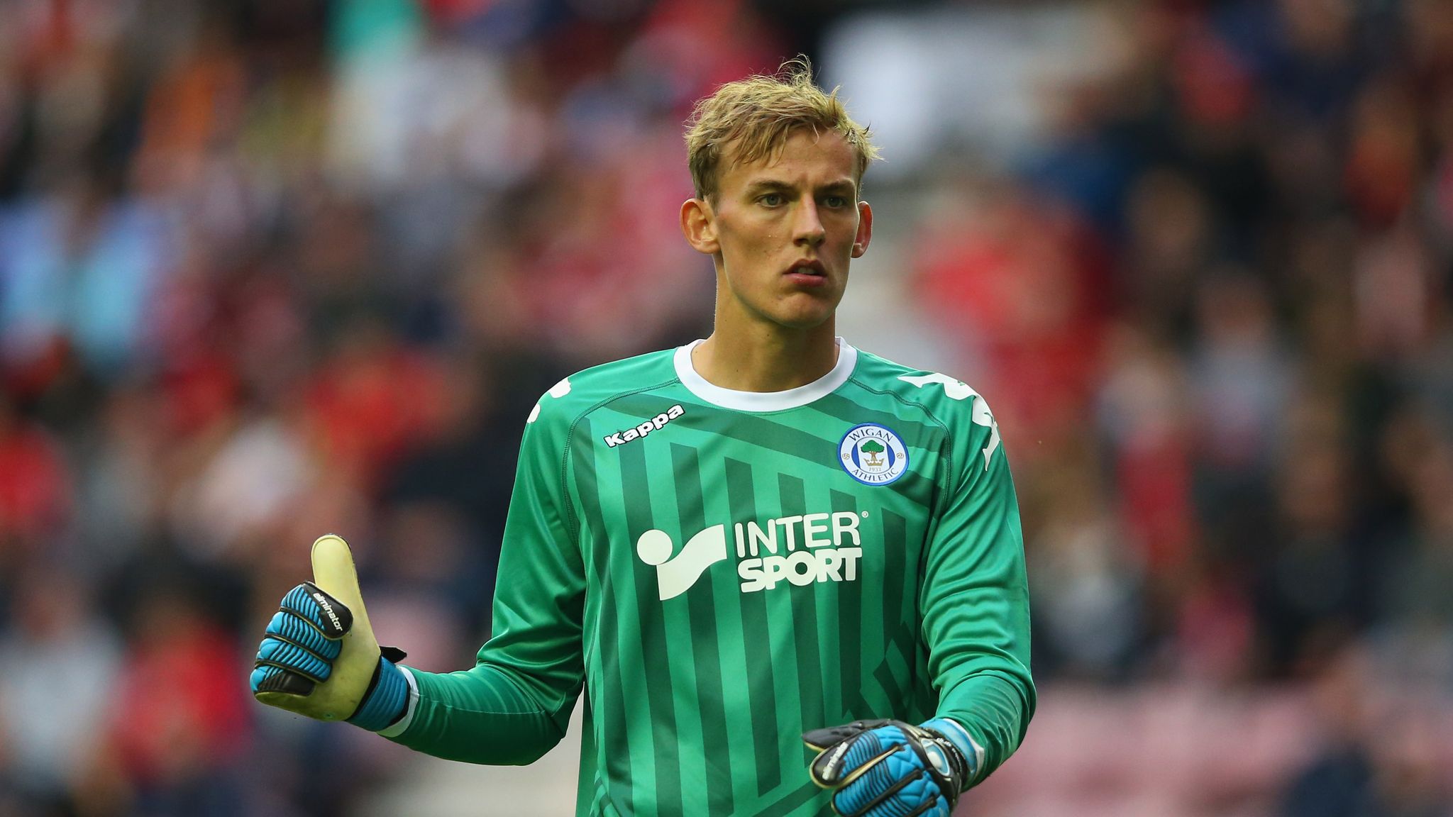 Brighton goalkeeper Christian Walton joins Blackburn on loan | Football ...
