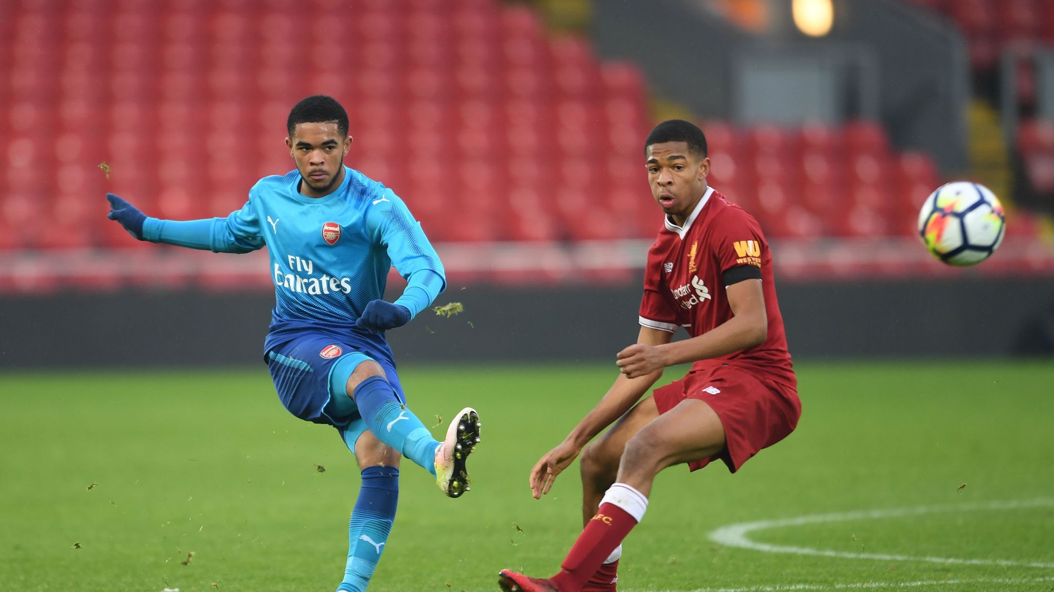 Liverpool youngster Elijah Dixon-Bonner signs pro deal | Football News ...