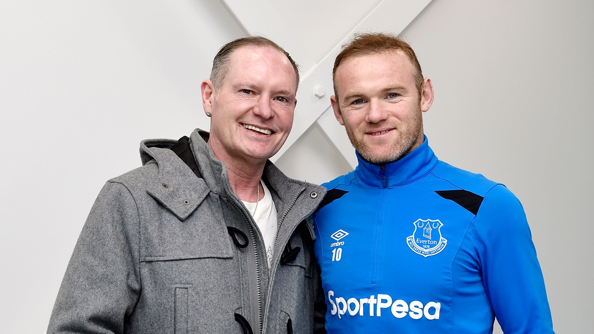 Paul Gascoigne meets with Wayne Rooney and Jordan Pickford on visit to ...