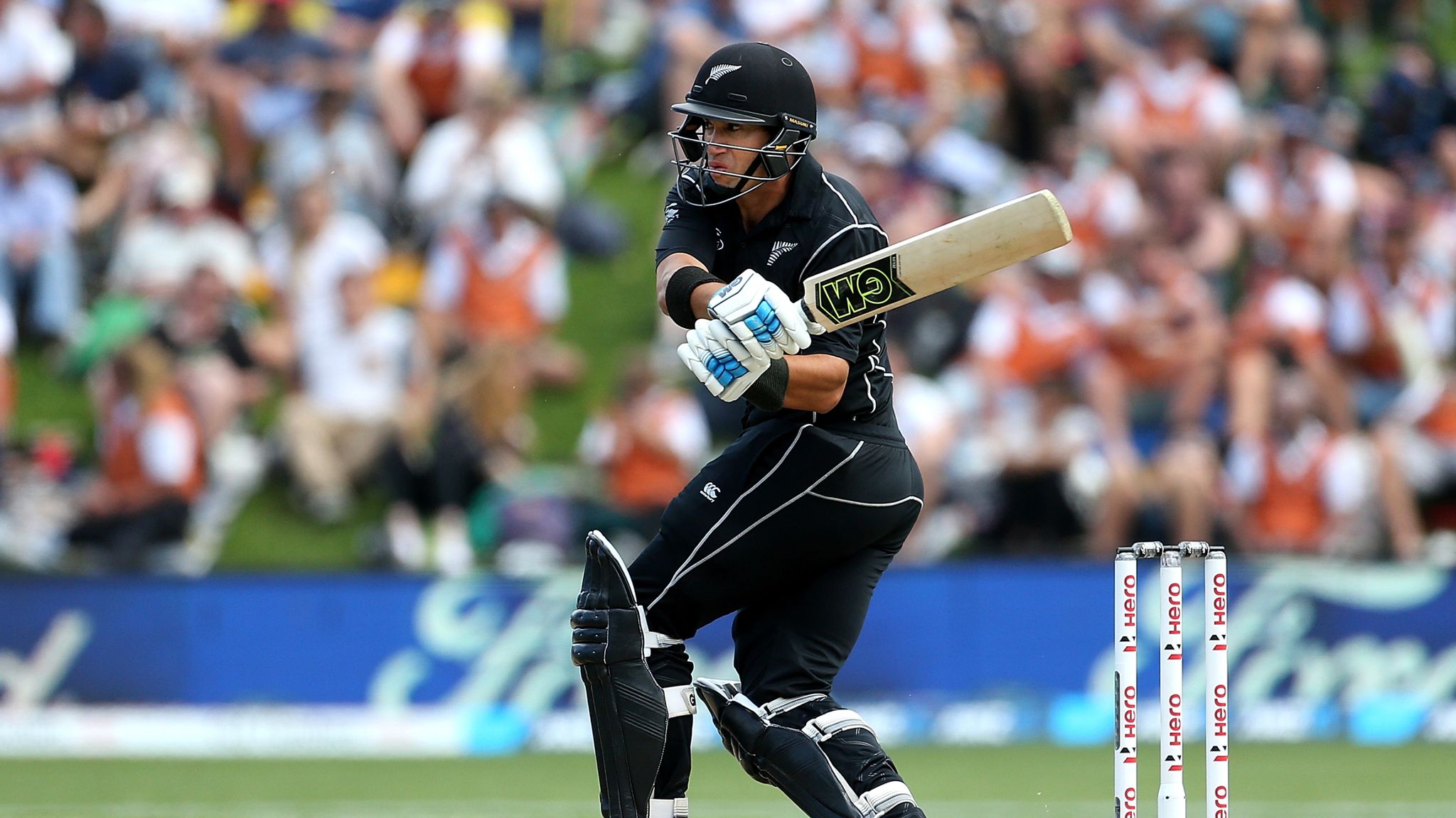 Ross Taylor joins Nottinghamshire for first half of 2018 season ...