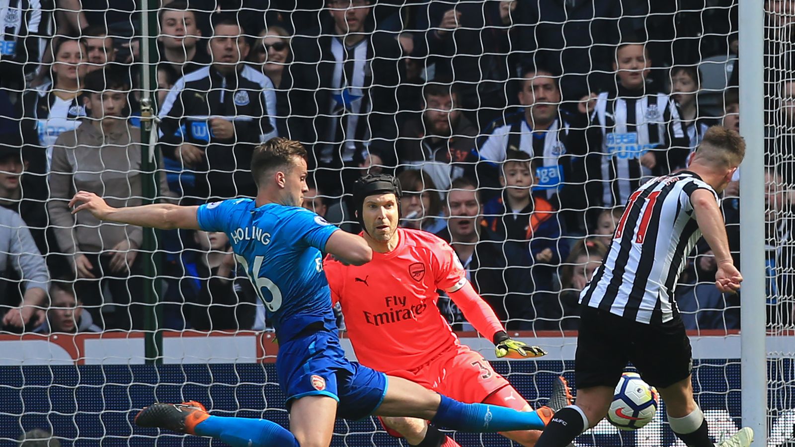 Arsenal's defence need to communicate more, says former centre-back ...