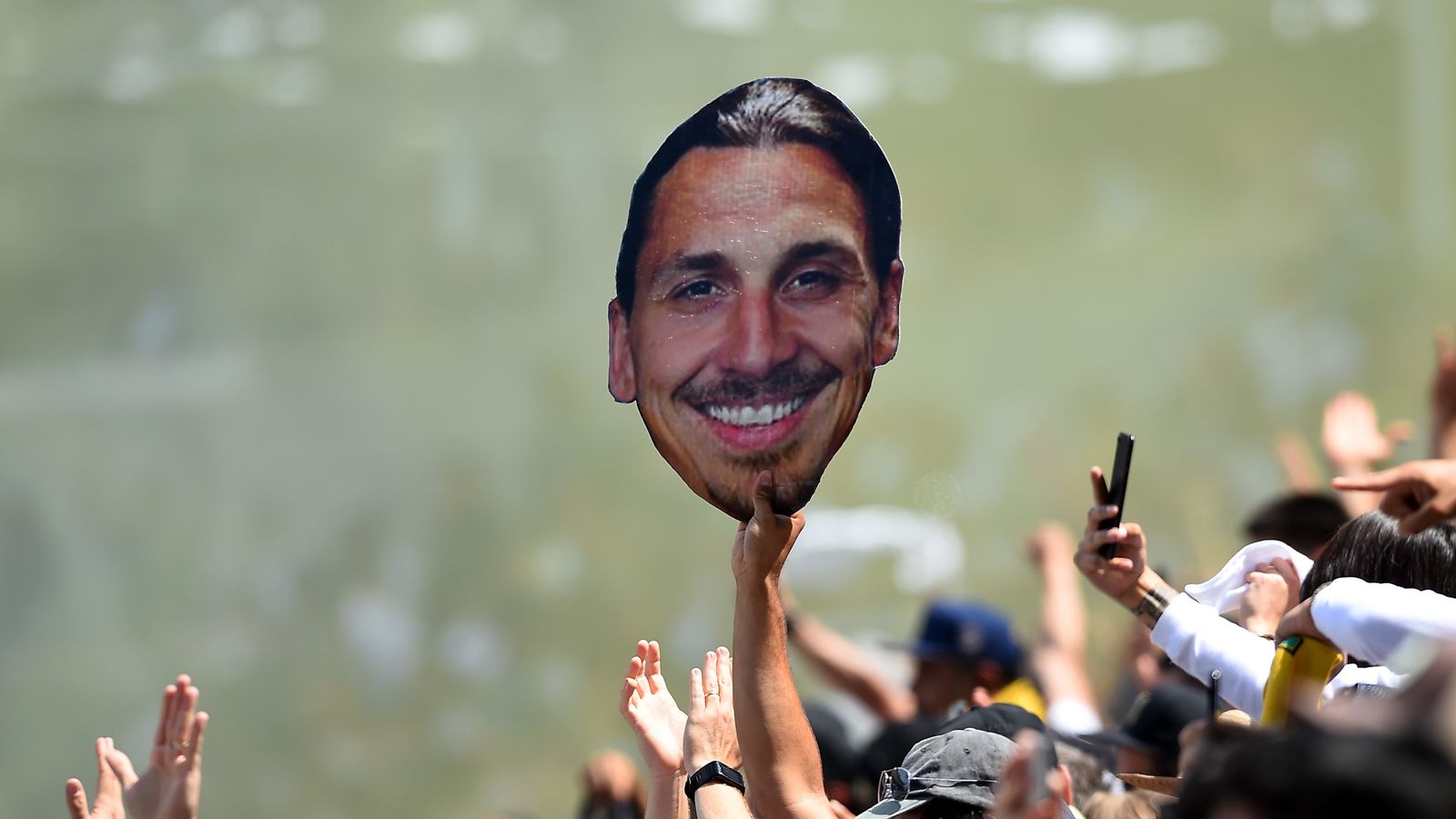 Zlatan Ibrahimovic gives Hollywood 'goosebumps' with LA impact ...