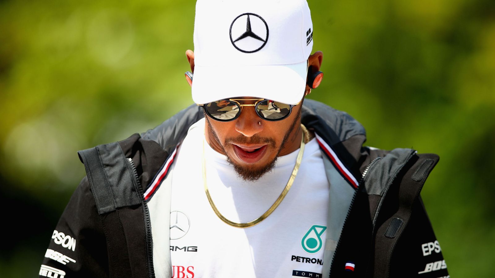 Lewis Hamilton describes his Chinese GP performance as a 'disaster ...
