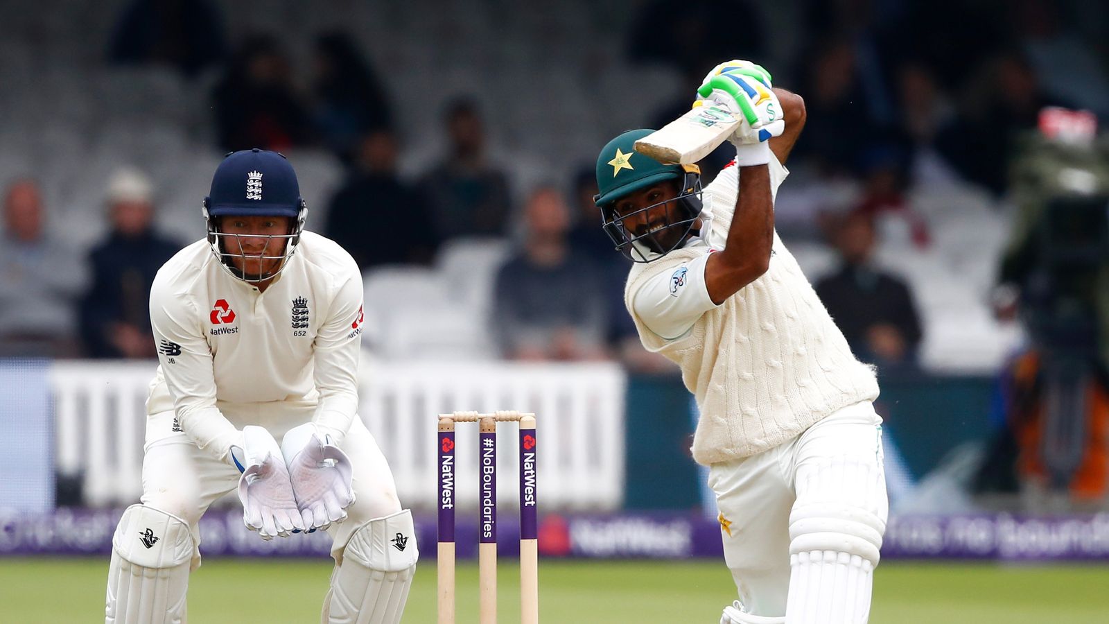 England v Pakistan in a nutshell: All you need to know from day two at ...