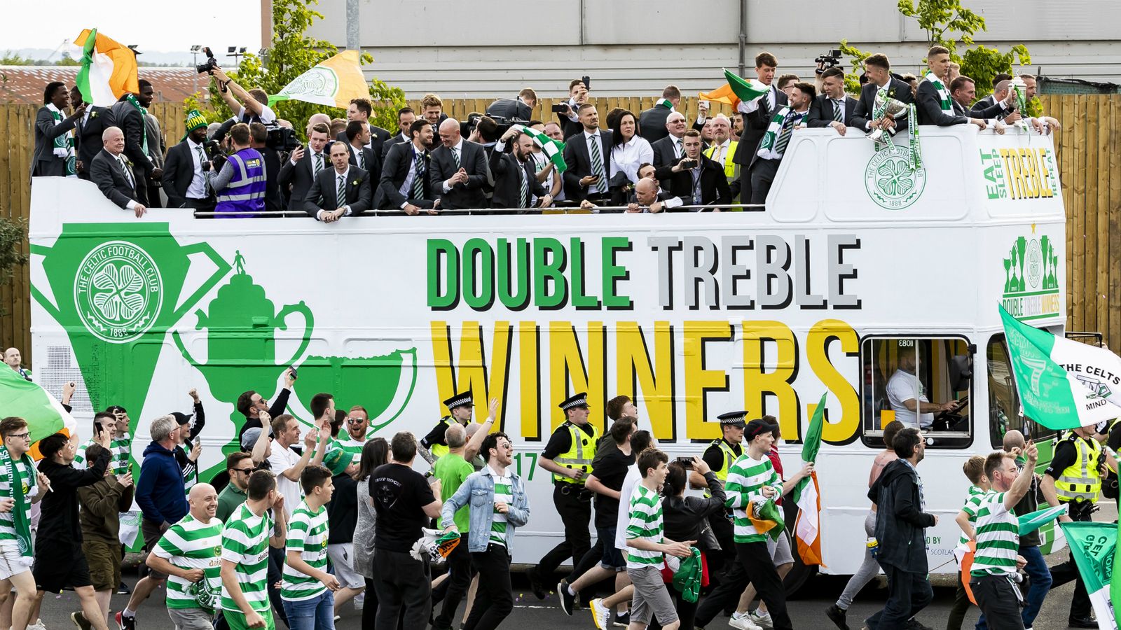Celtic celebrate double treble after Scottish Cup win with bus parade ...