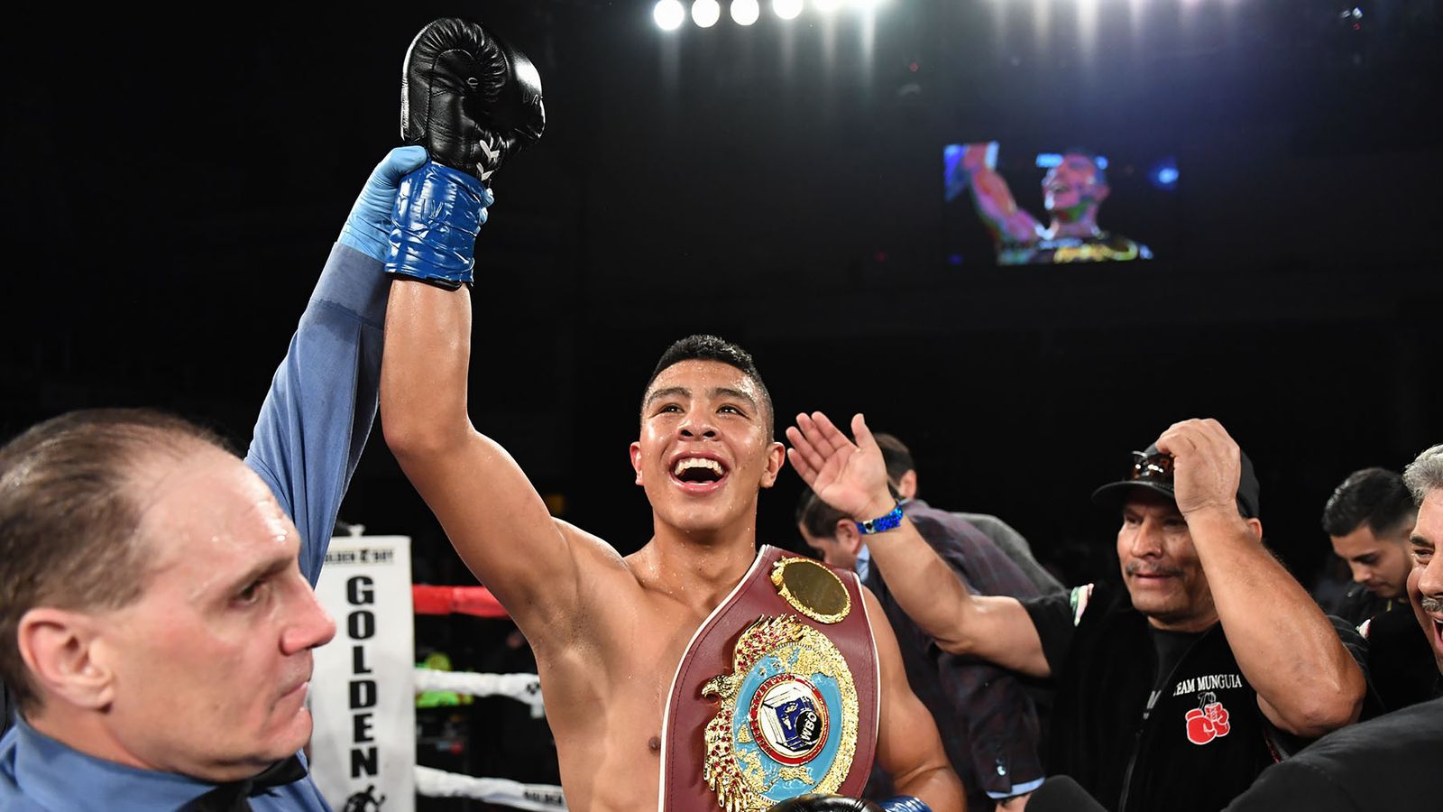Jaime Munguia beats Sadam Ali to become WBO super-welterweight champion ...