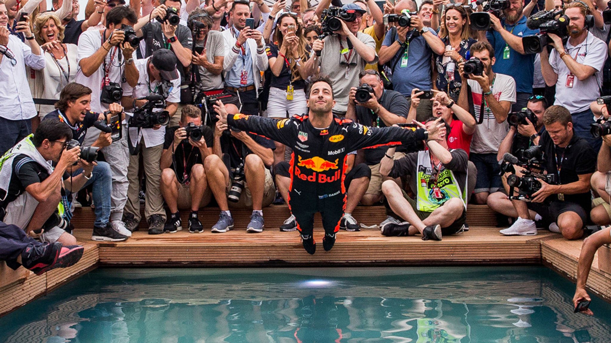 Daniel Ricciardo must be ranked alongside Lewis Hamilton, Fernando ...