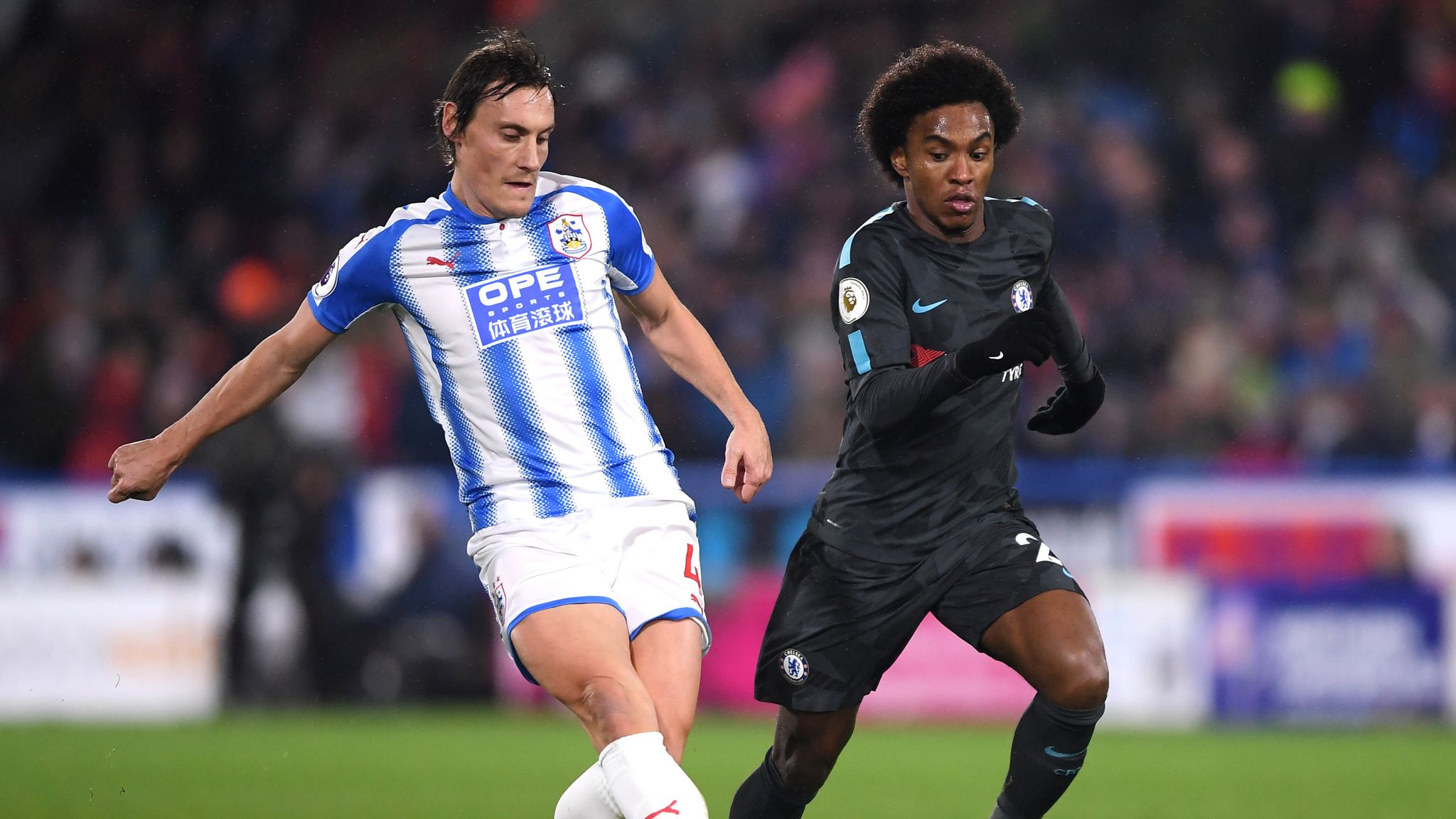 Huddersfield's Dean Whitehead to retire and start coaching at the club ...