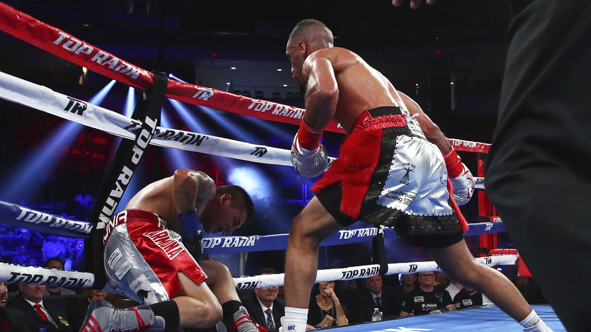 Kal Yafai stops David Carmona to retain WBA super-flyweight world title ...