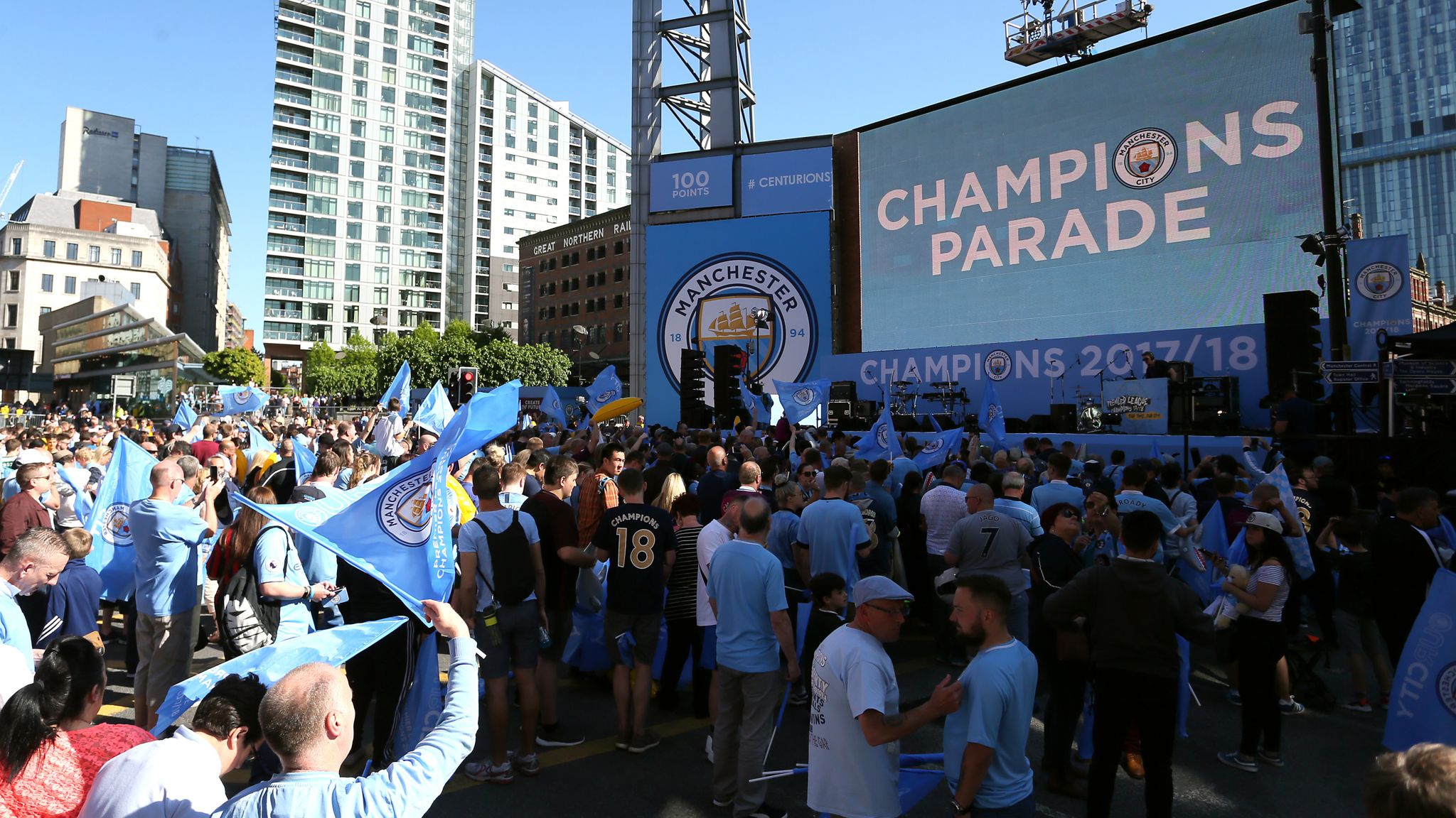 Manchester City's Premier League champions enjoy bus parade | Football ...