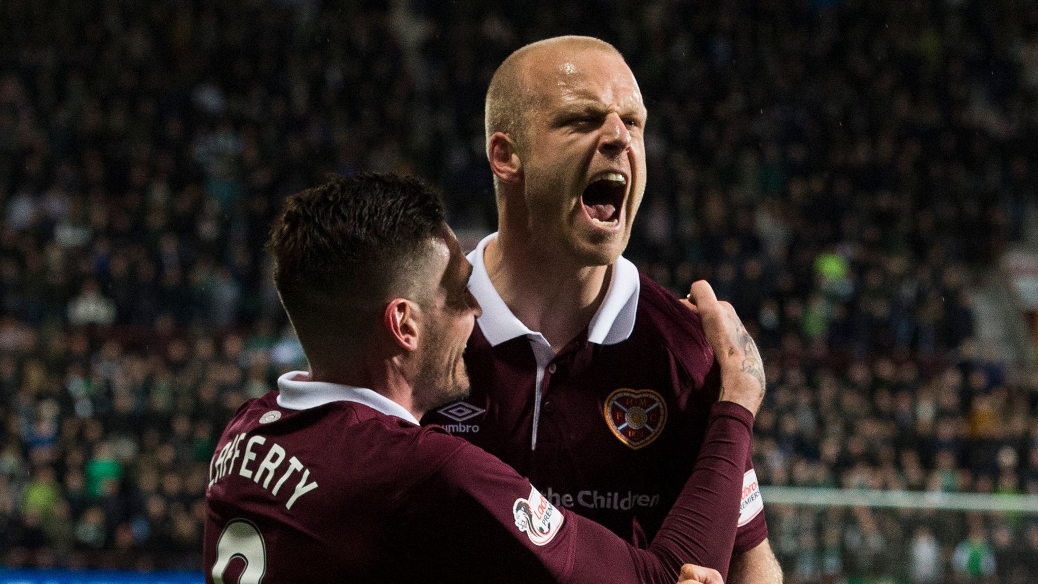 Hearts 2-1 Hibernian: Steven Naismith strike ends Hibs hopes of ...