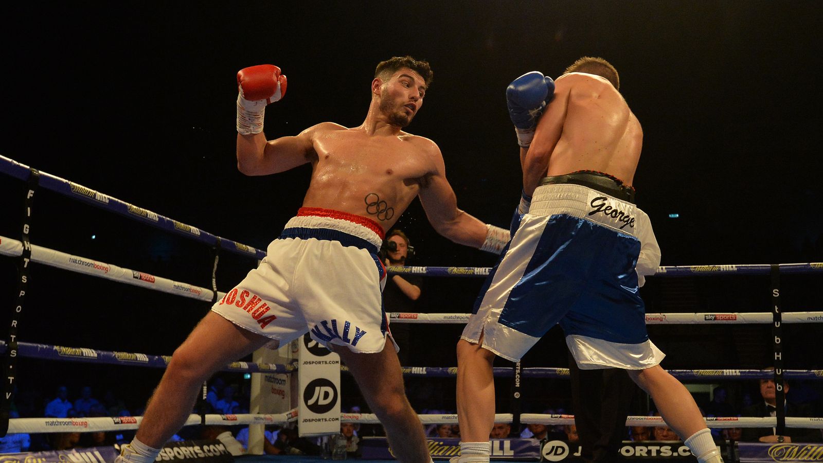 George vs Kelly: Josh Kelly cruises to Commonwealth title win over Kris ...