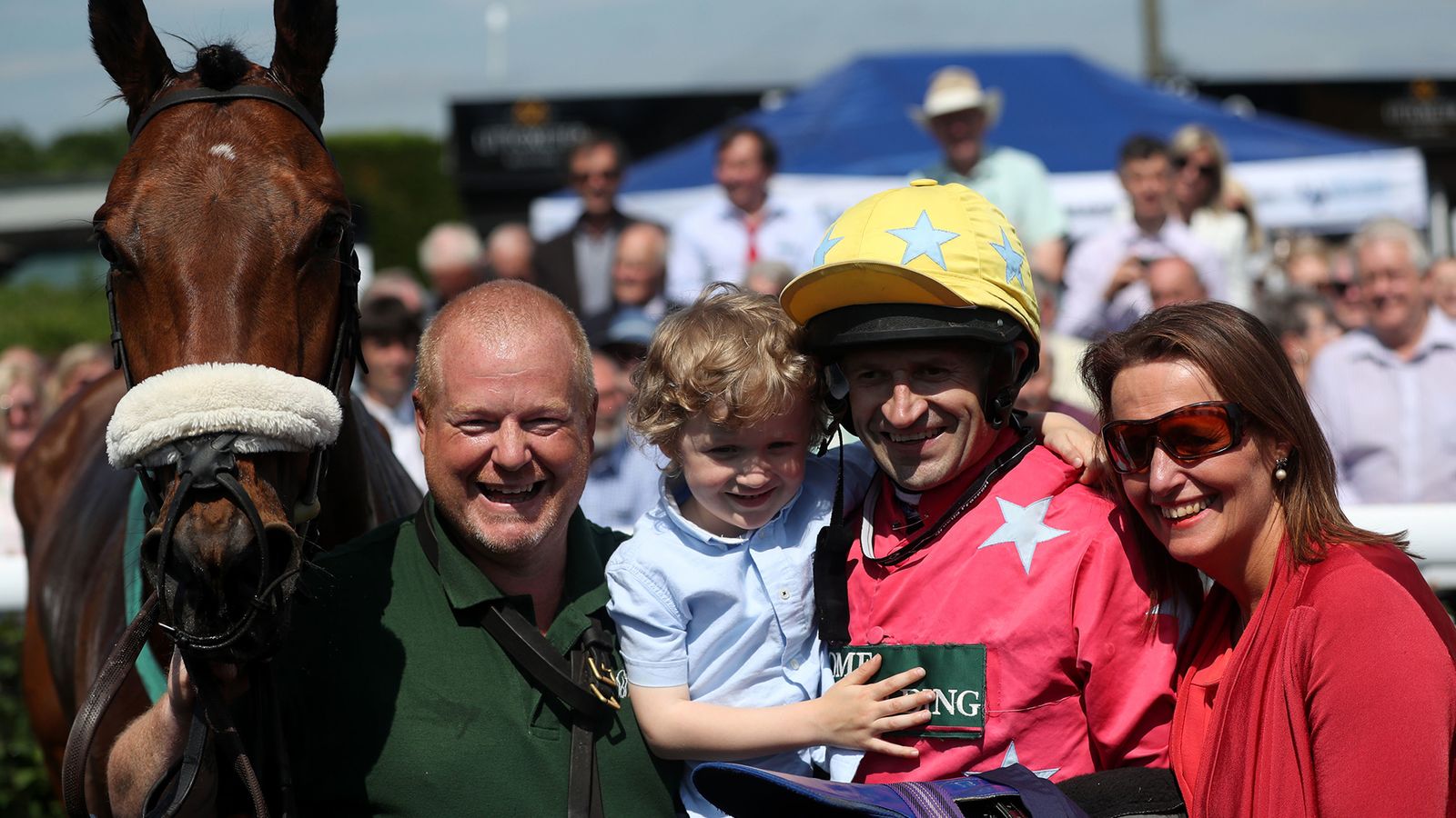 Andrew Thornton enjoys farewell winner | Racing News | Sky Sports