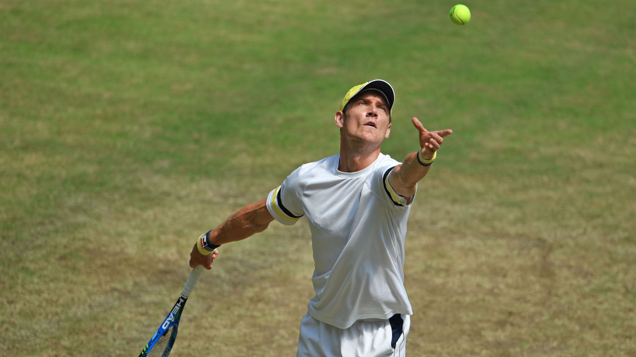 Roger Federer defeats Matthew Ebden at Gerry Weber Open to reach semi ...