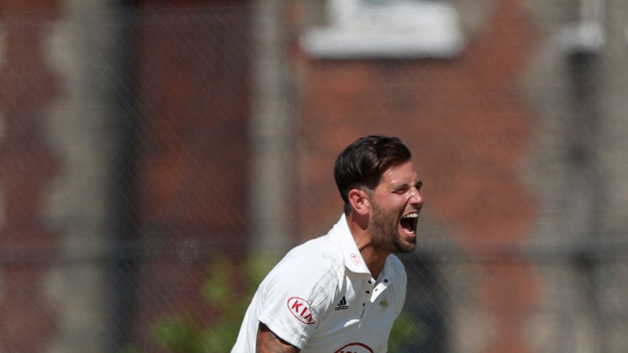 Jade Dernbach hails Gareth Batty after Surrey win County Championship ...