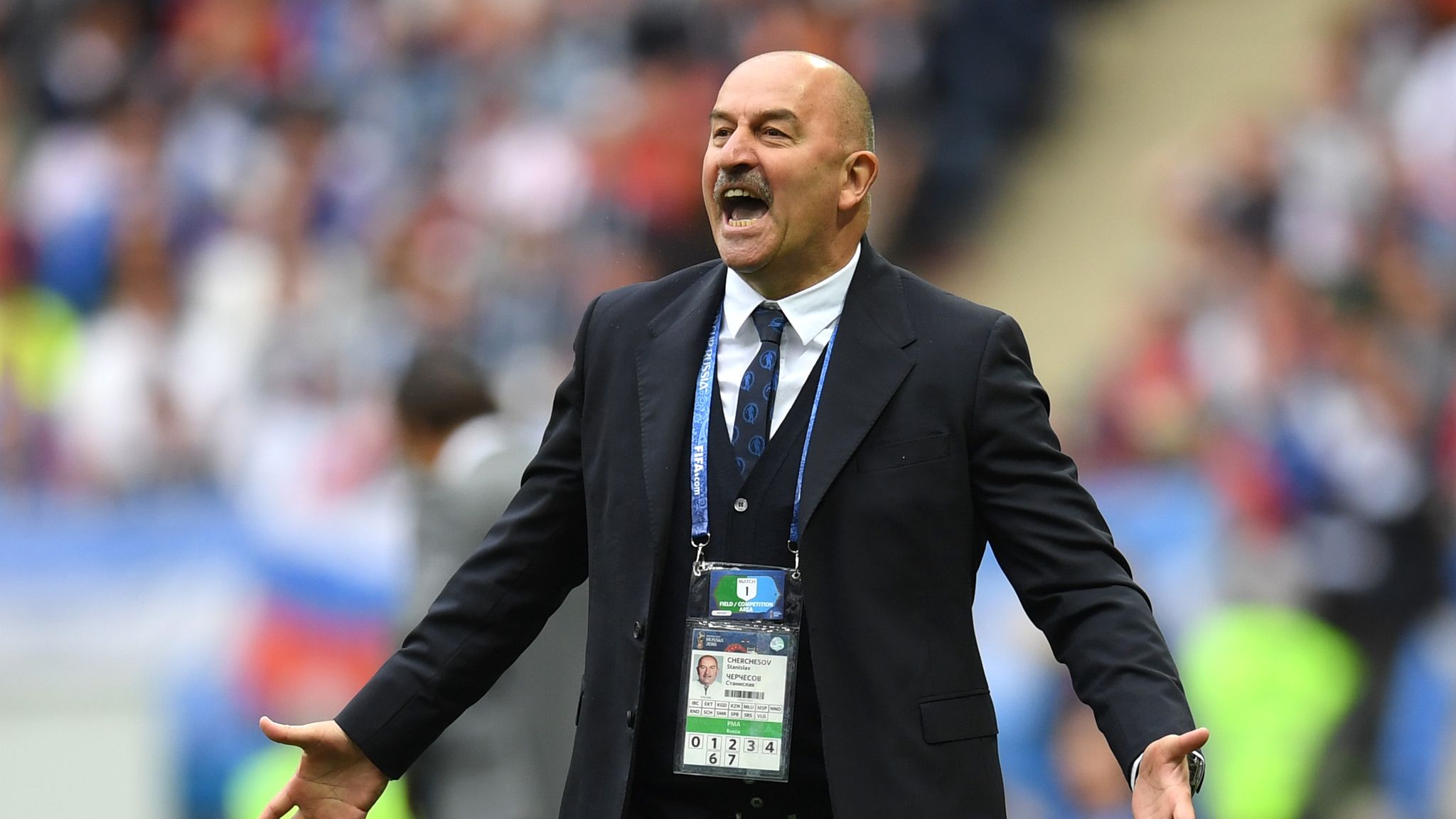 Vladimir Putin thanks Russia coach Stanislav Cherchesov after victory ...