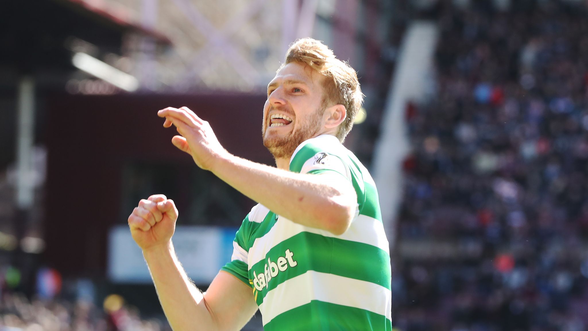 Southampton sign Celtic midfielder Stuart Armstrong | Football News ...