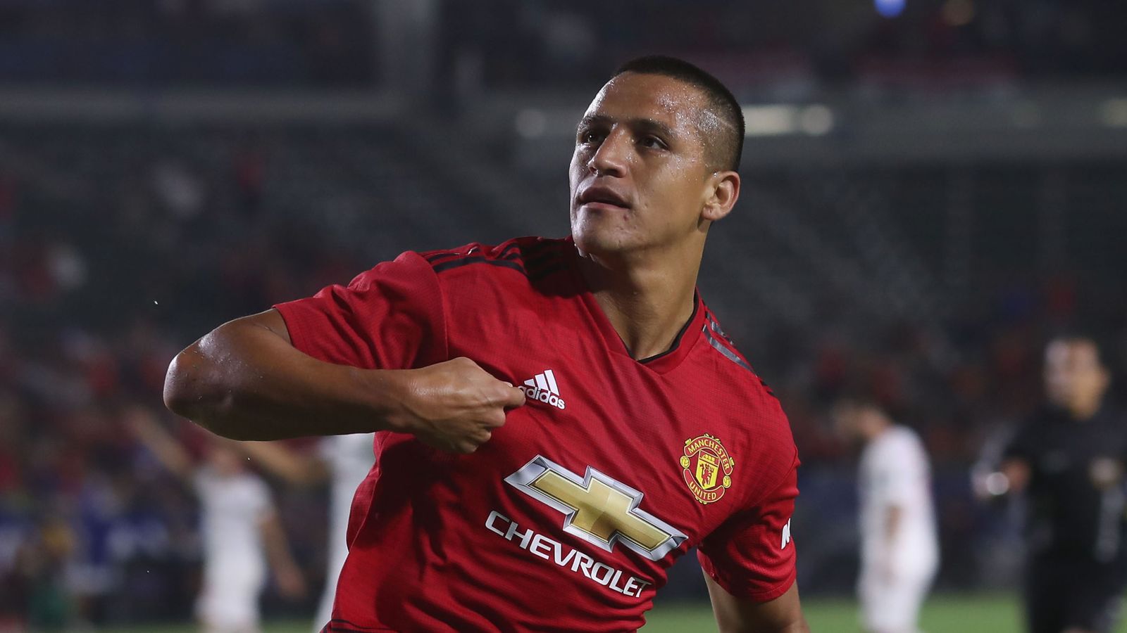 Alexis Sanchez sees Leicester opener as 'must-win' for Man Utd ...