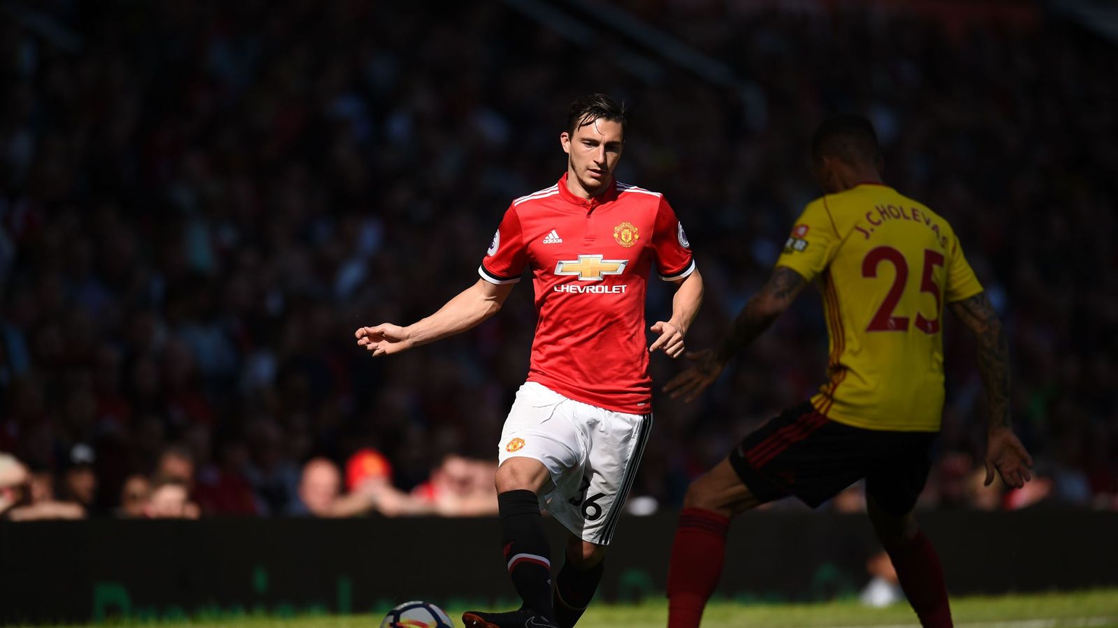 Manchester United's Matteo Darmian could join Inter Milan, Juventus or ...