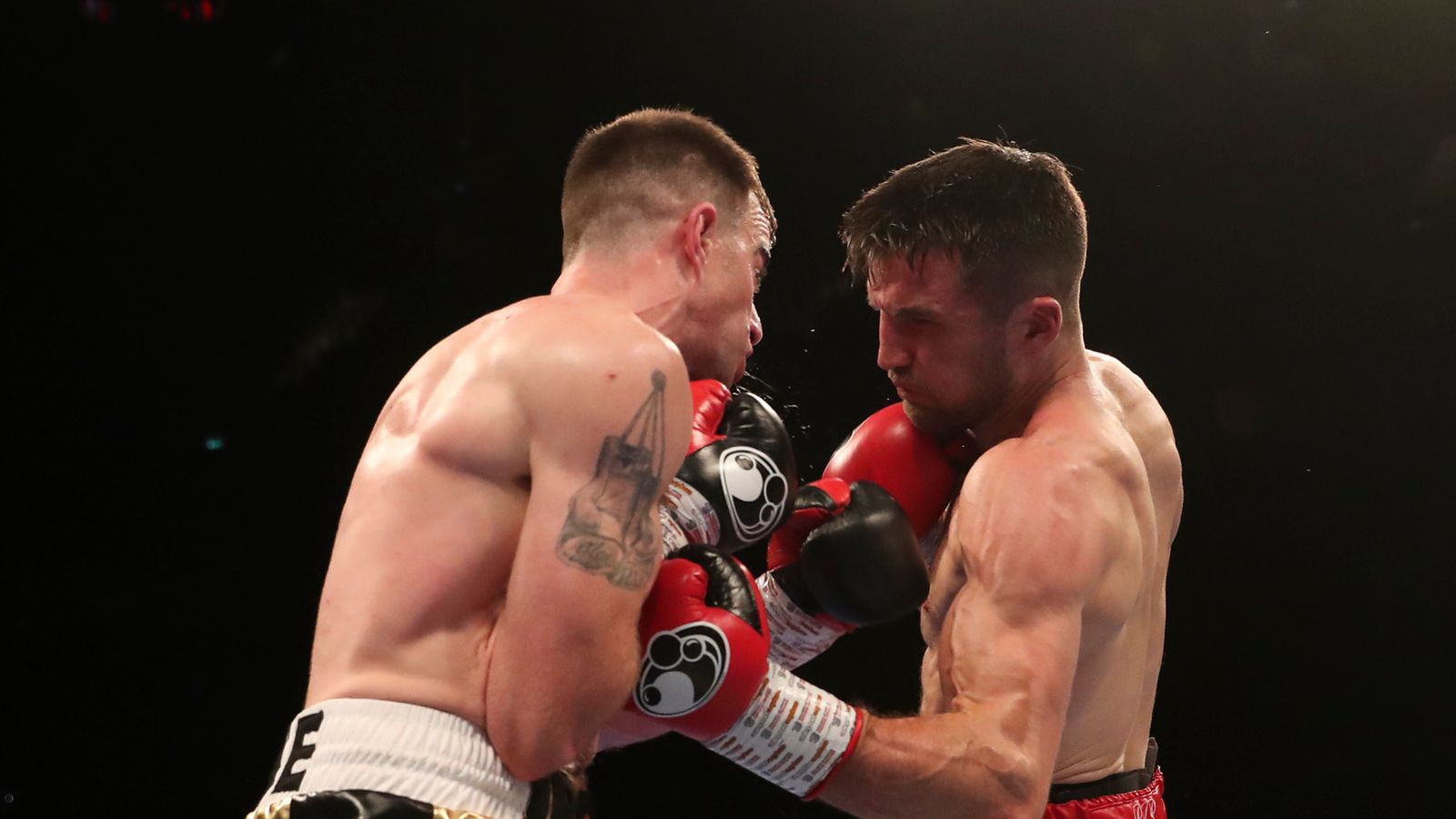 Whyte vs Parker: Anthony Fowler irons out Craig O'Brien to extend ...