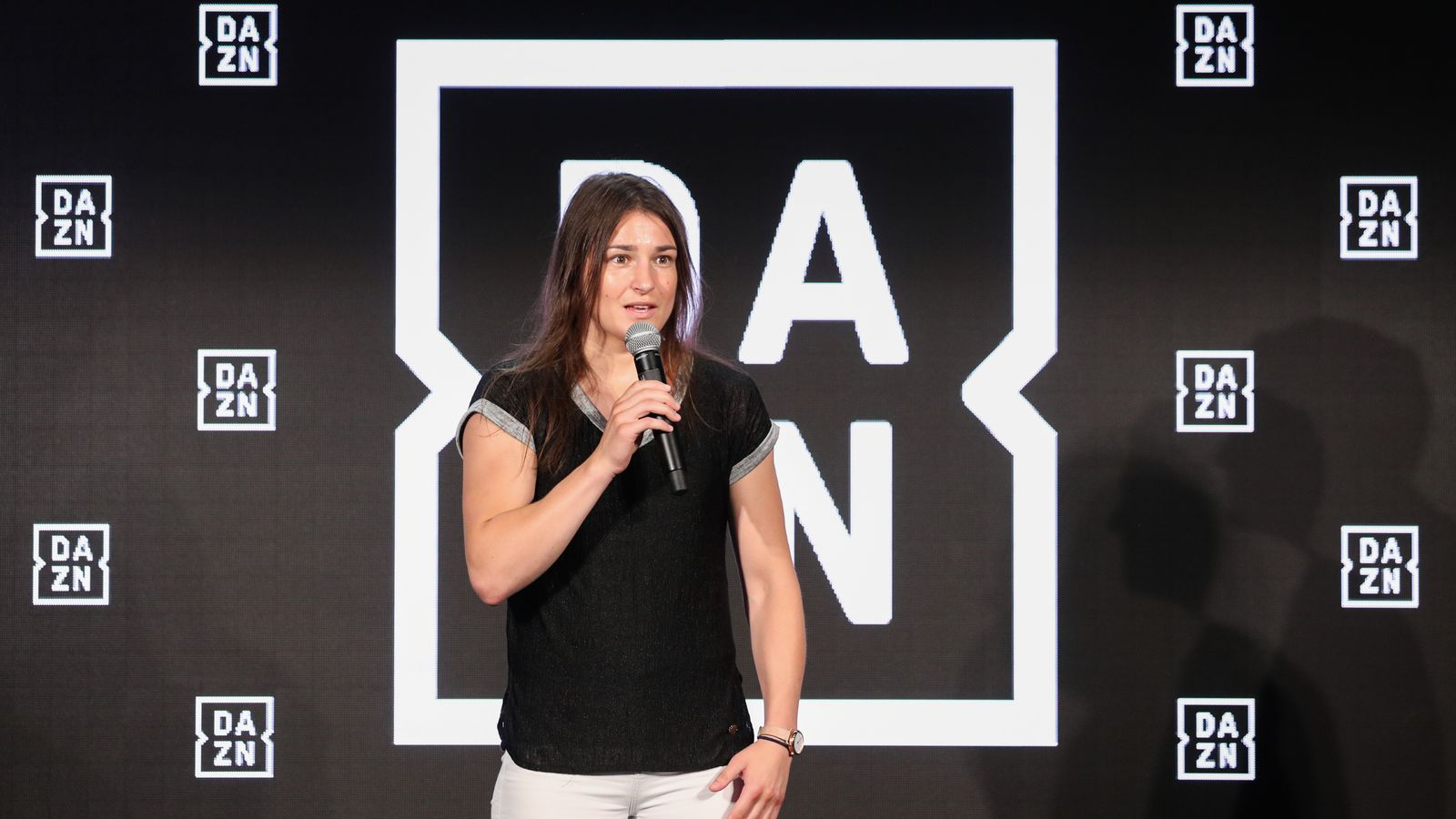 Whyte vs Parker: Katie Taylor is looking see off Kimberly Connor on her ...