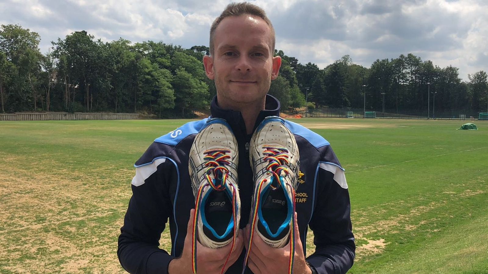 Cricket coach bringing Rainbow Laces message to school sport | Cricket ...