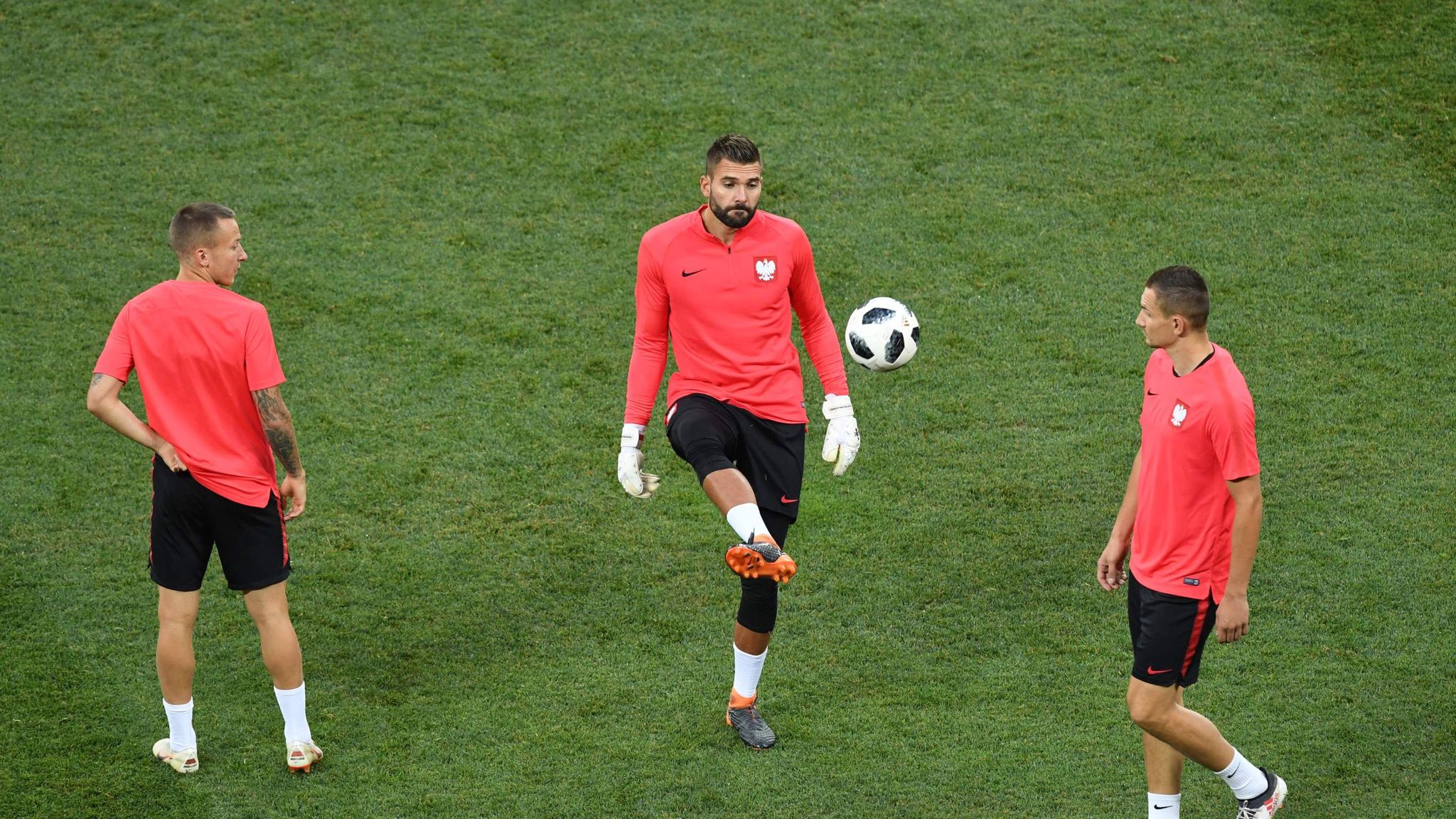 Bartosz Bialkowski signs new three-year Ipswich contract | Football ...
