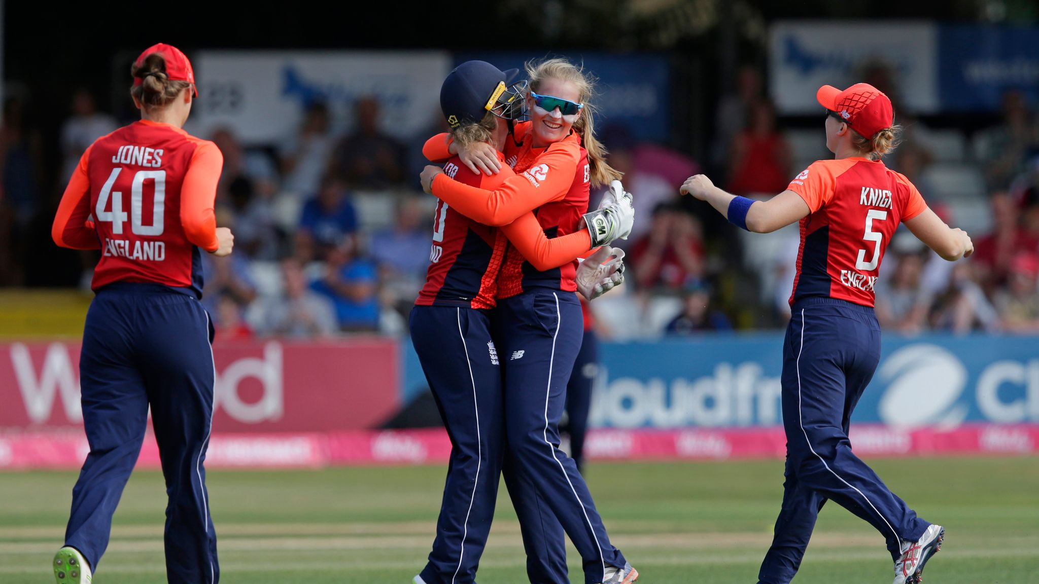 Charlotte Edwards 'overwhelmed' by clinical England Women in T20 Tri ...