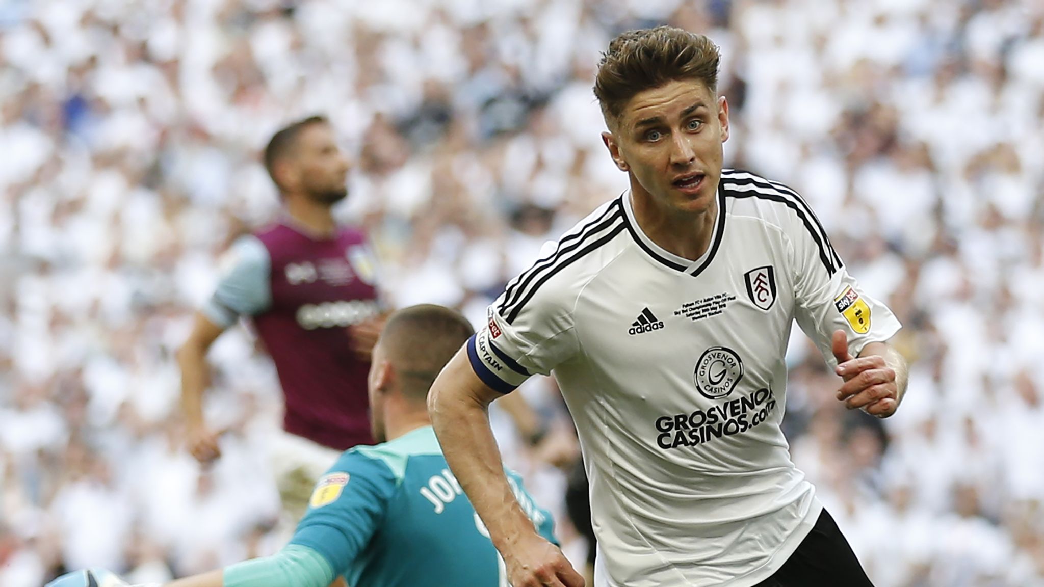 Tom Cairney signs new five-year deal with Fulham | Football News | Sky ...