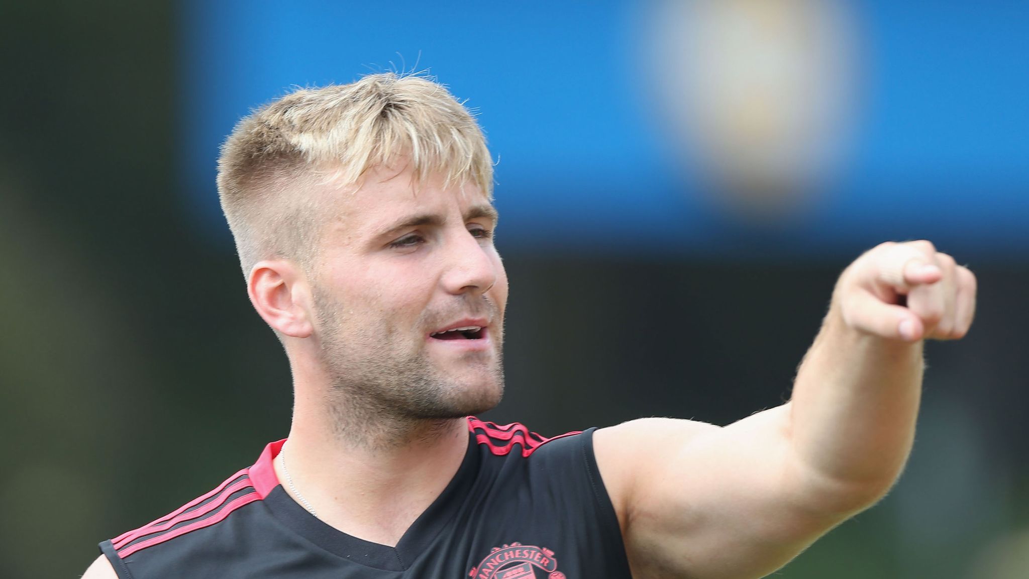 Luke Shaw wants to become first name on Jose Mourinho's Manchester ...