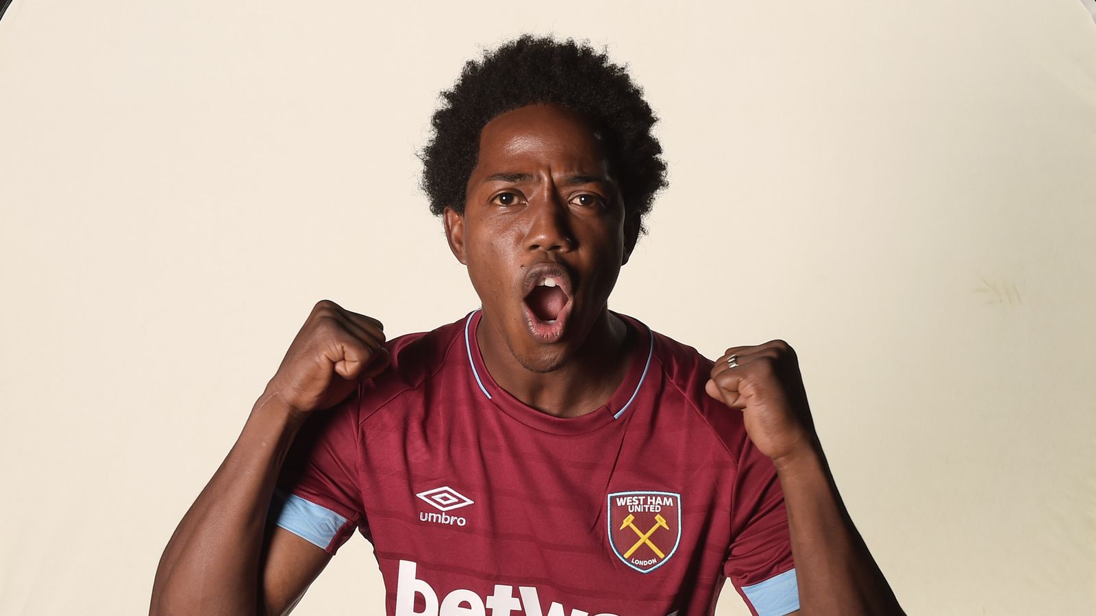 Carlos Sanchez joins West Ham on two-year deal from Fiorentina ...