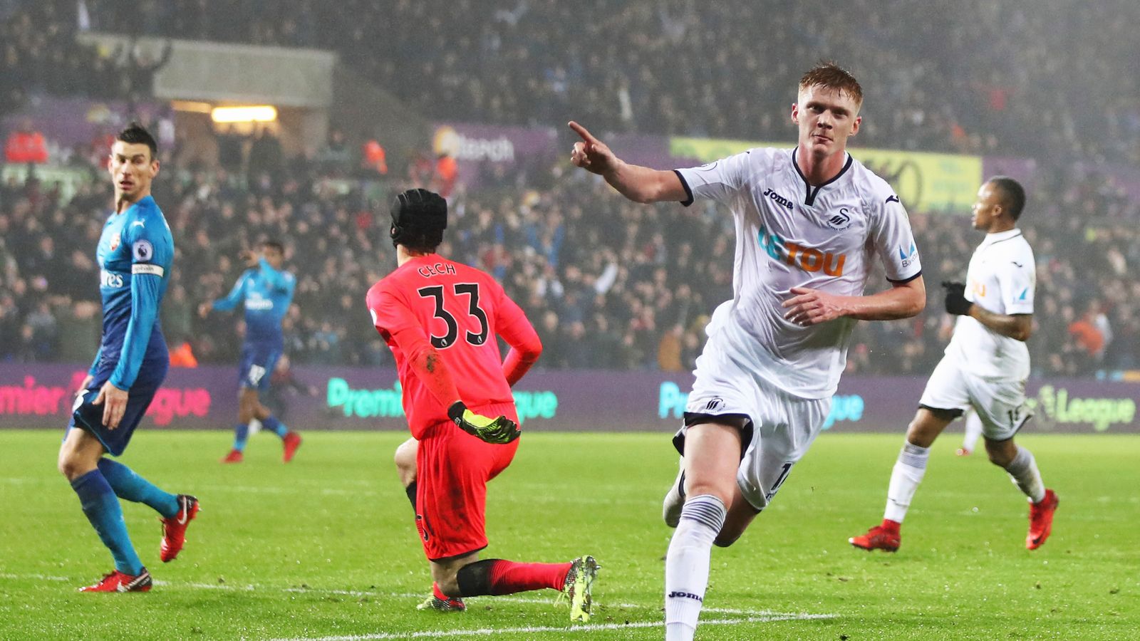 Sam Clucas completes £6m Deadline Day move from Swansea to Stoke City ...