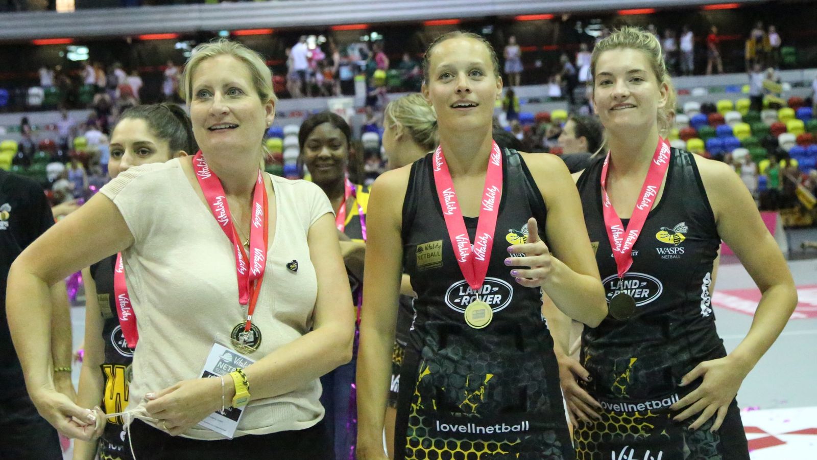 Fran Williams and Josie Huckle renew Wasps Netball contracts | Netball ...
