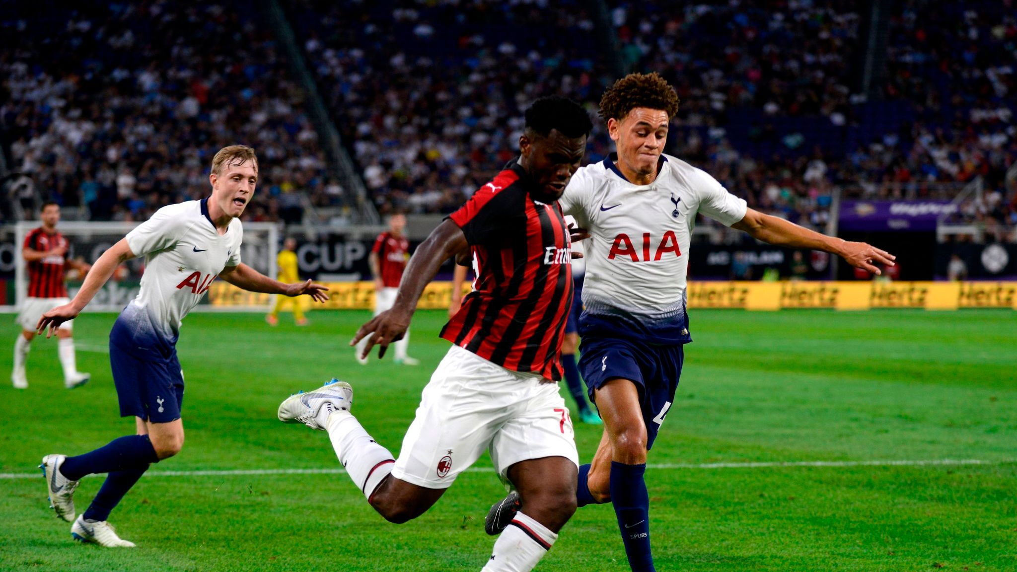 Luke Amos set for contract talks at Tottenham | Football News | Sky Sports