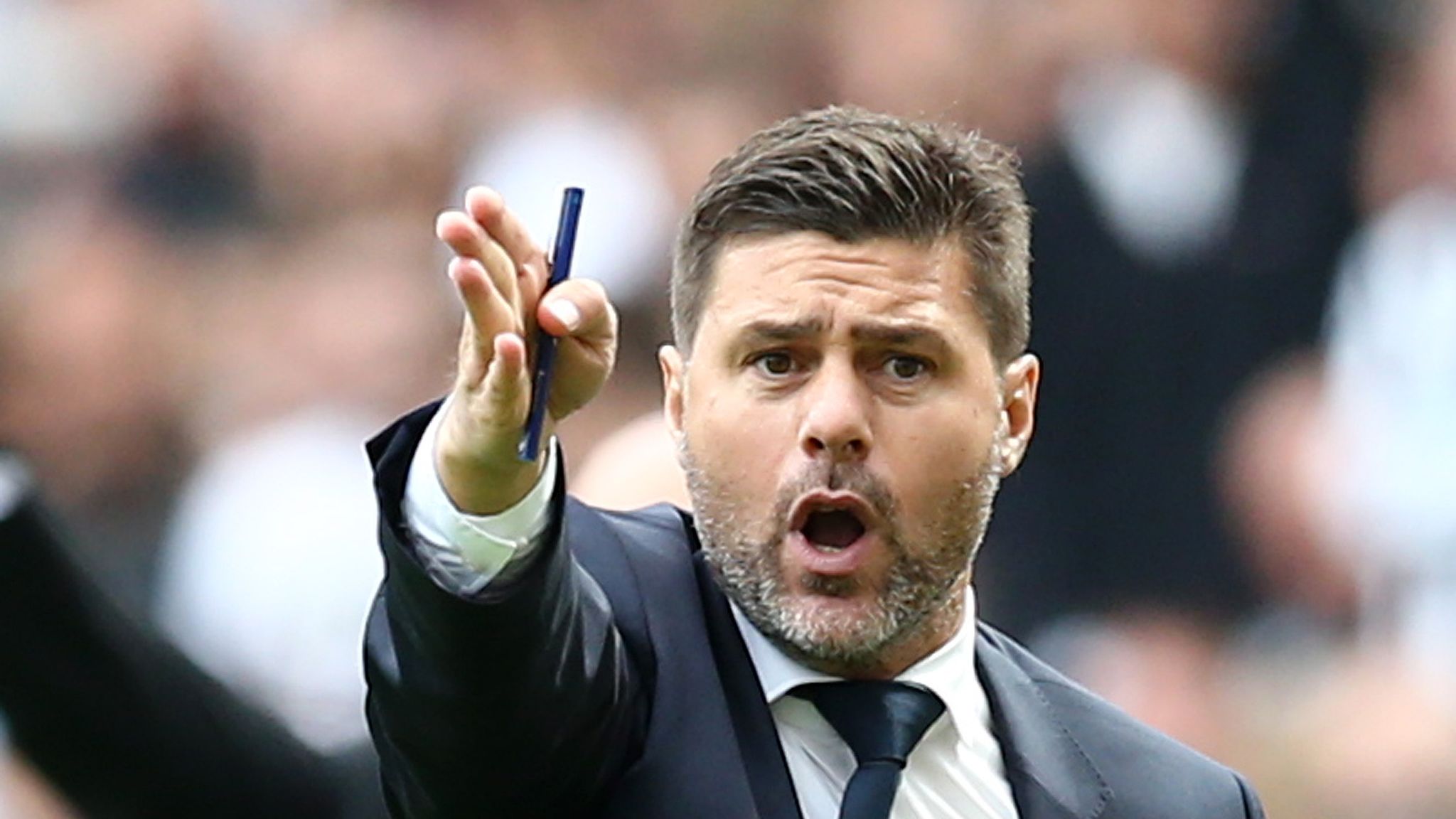 Spurs boss Mauricio Pochettino on suits, family and dinner dates ...
