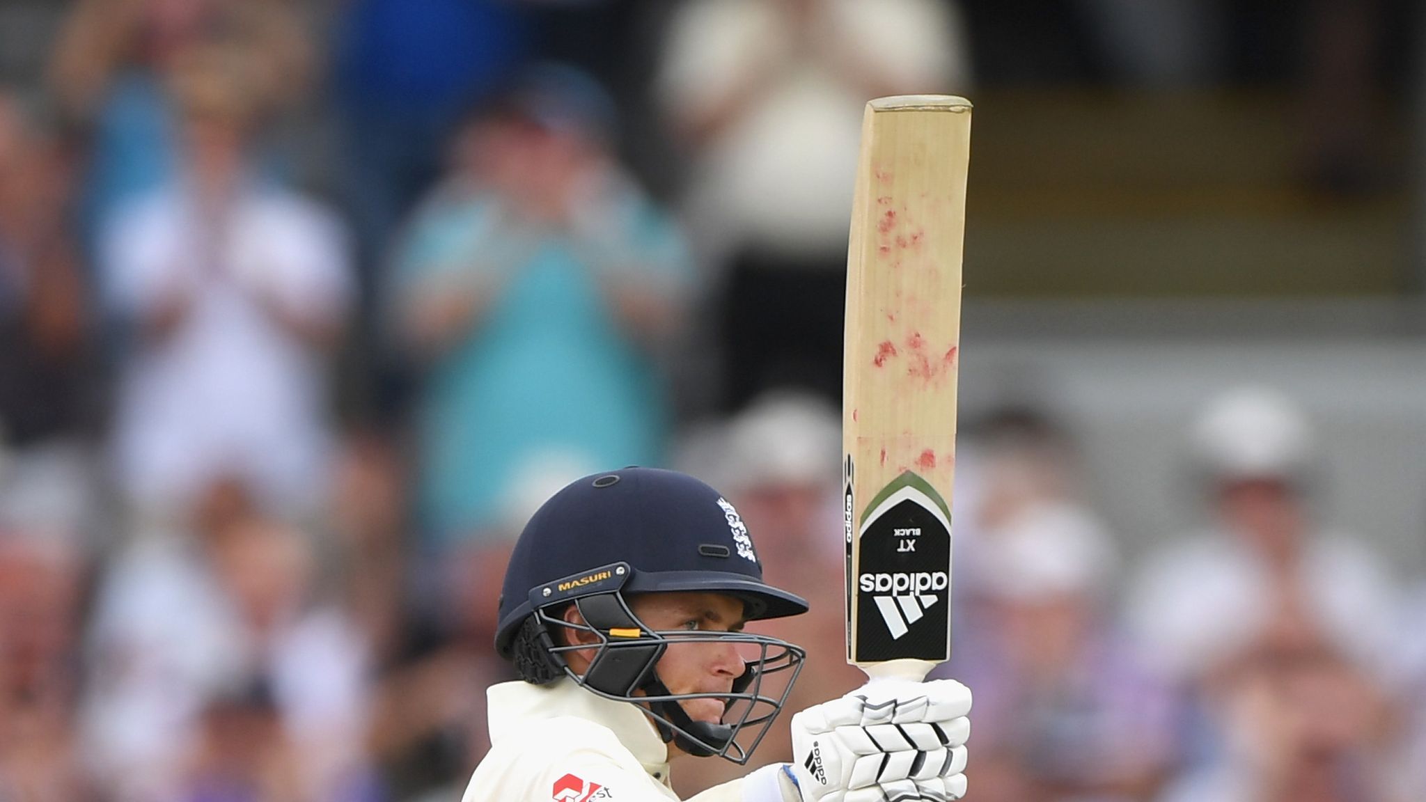 England coach Trevor Bayliss praises Sam Curran's fighting spirit ...