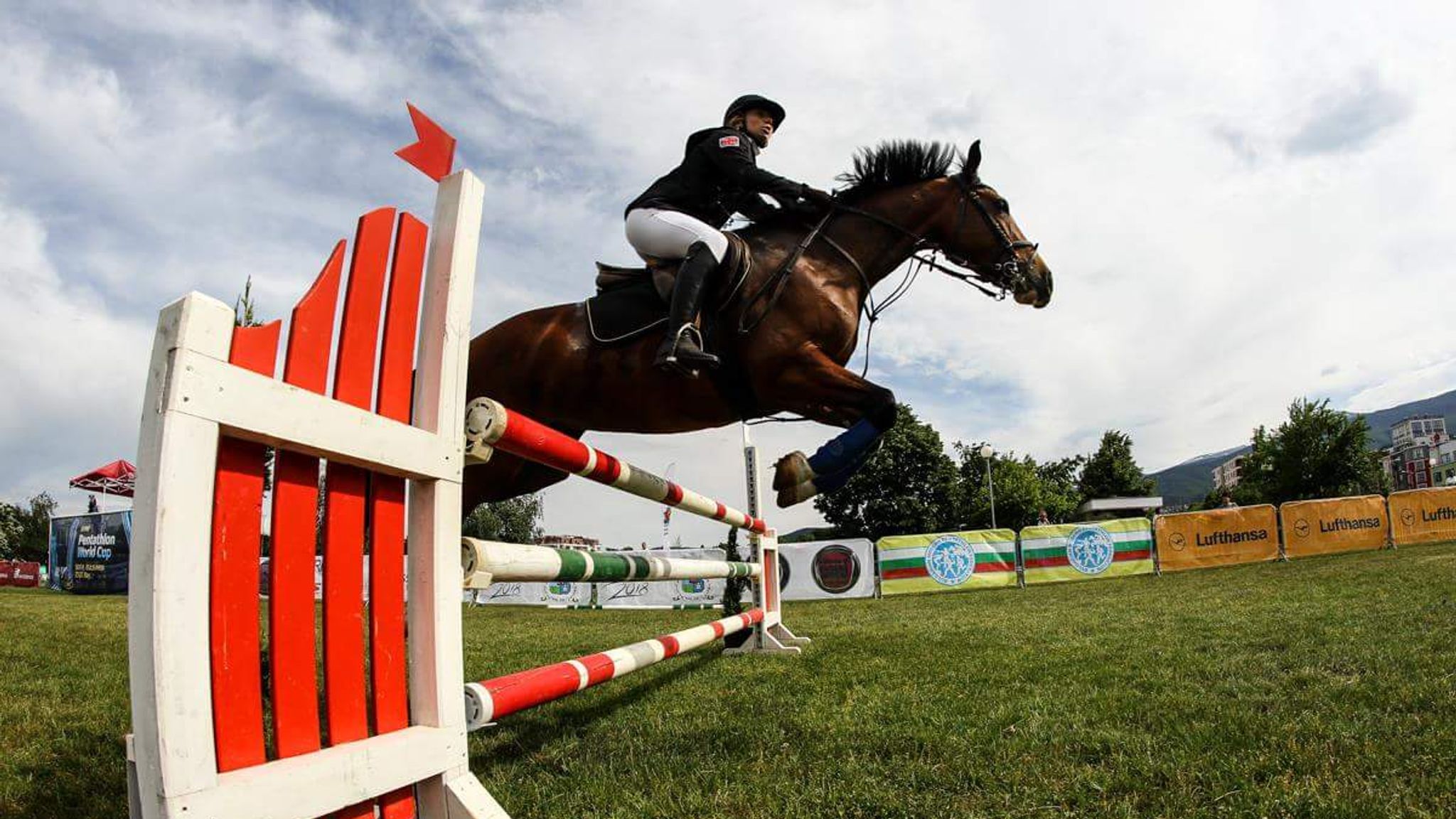 Modern pentathlete Francesca Summers gets creative in Sky work ...