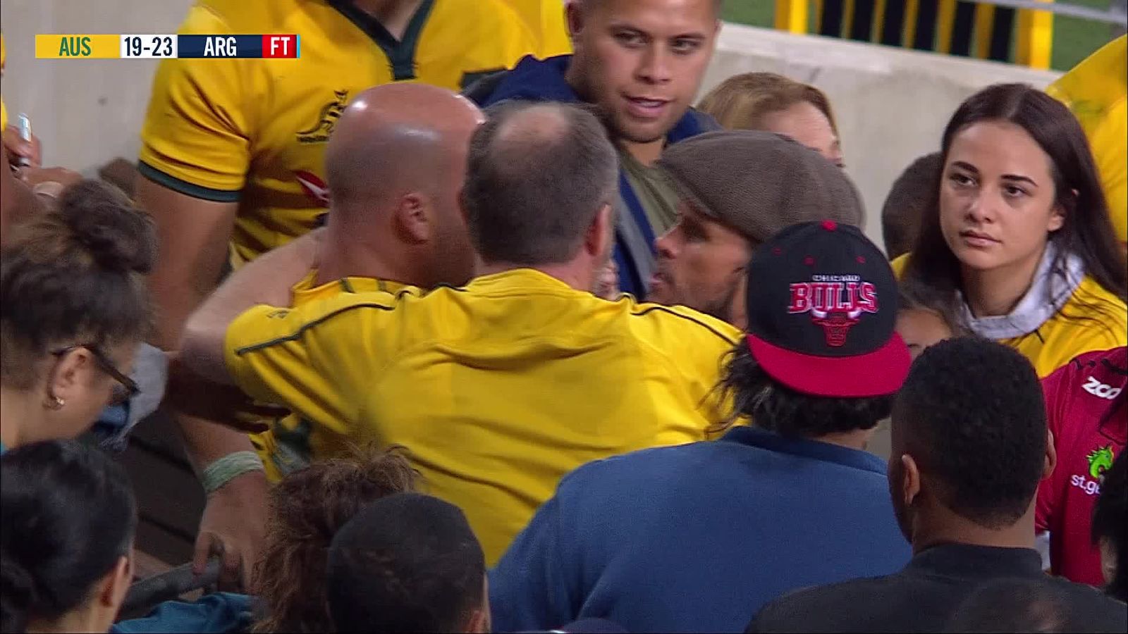 Angry fan clashes with Wallabies | Rugby Union News | Sky Sports