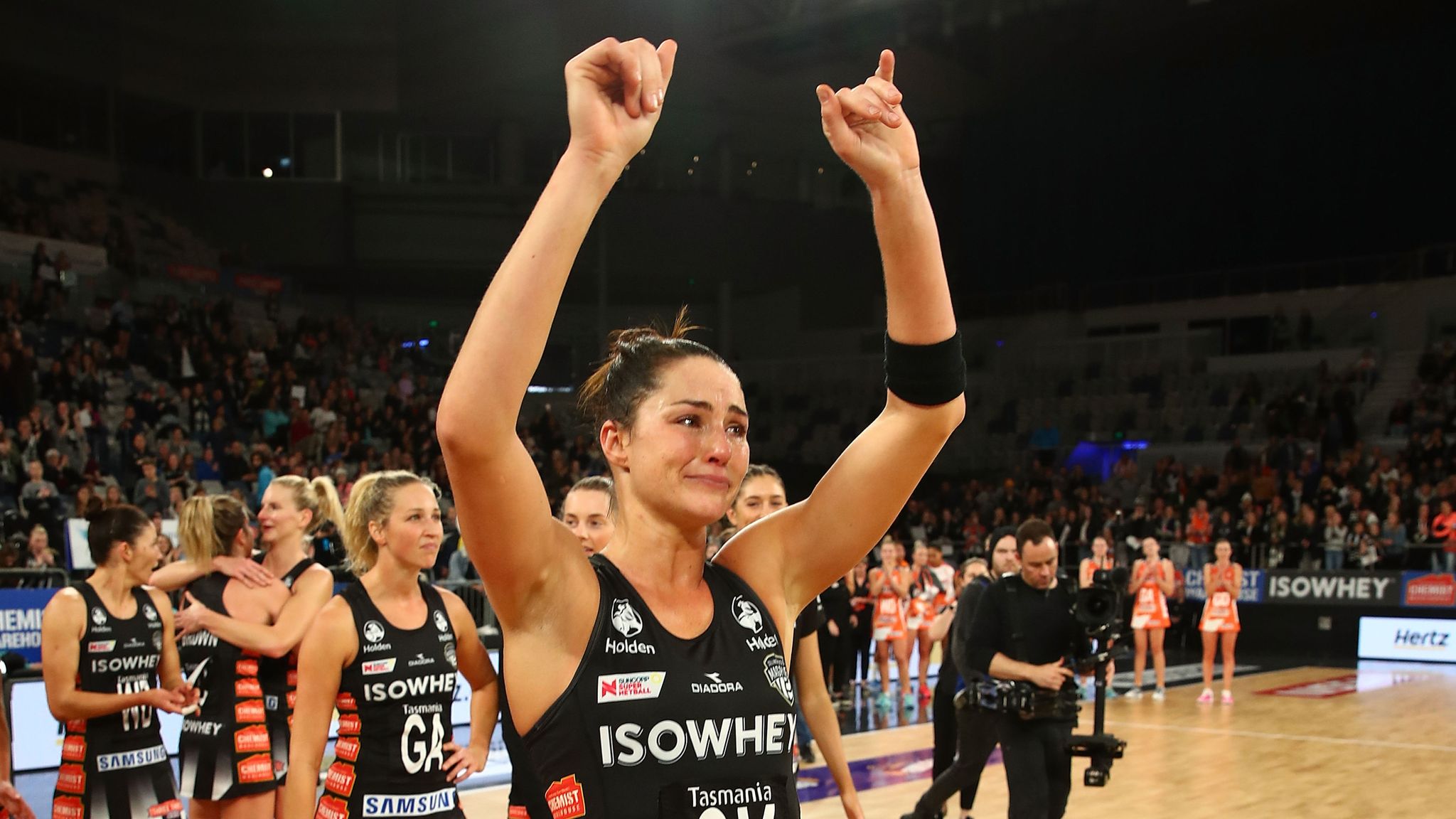Sharni Layton returns to the netball court to say farewell | Netball ...